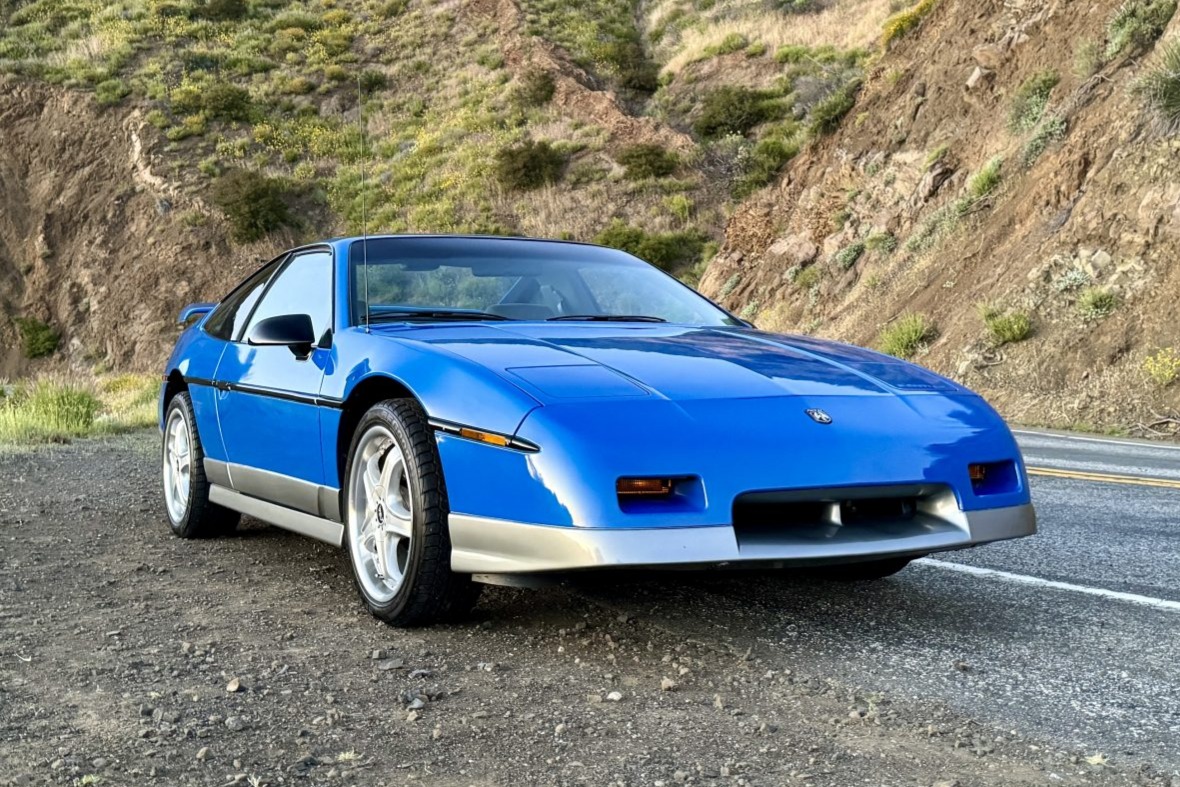 1987 Pontiac Fiero GT VIN 1G2PG1198HP236304 | Hagerty Valuation Tools