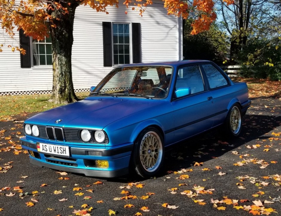 1991 BMW 318is VIN WBAAF9318MEE69129 | Hagerty Valuation Tools