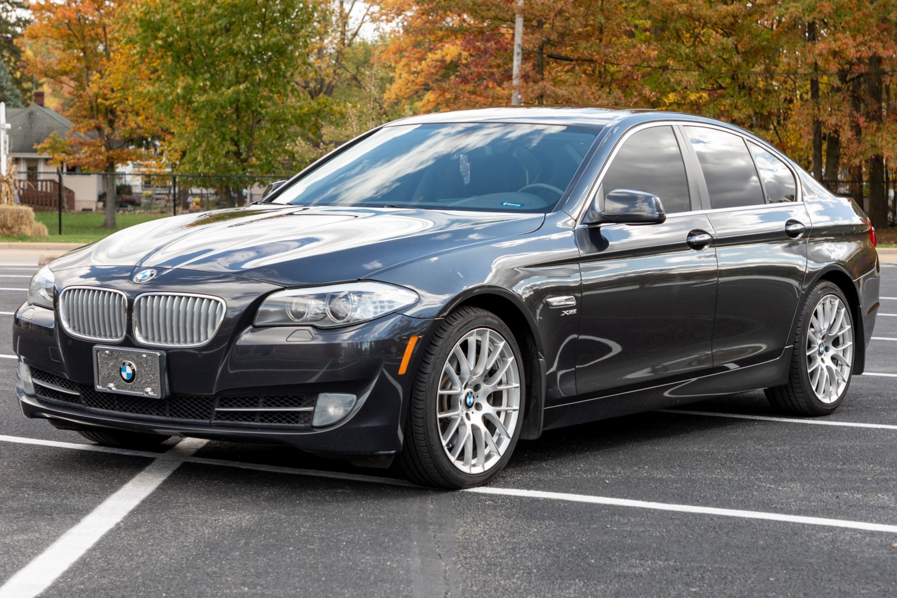 2011 BMW 550 xi VIN WBAFU9C52BC786568 | Hagerty Valuation Tools