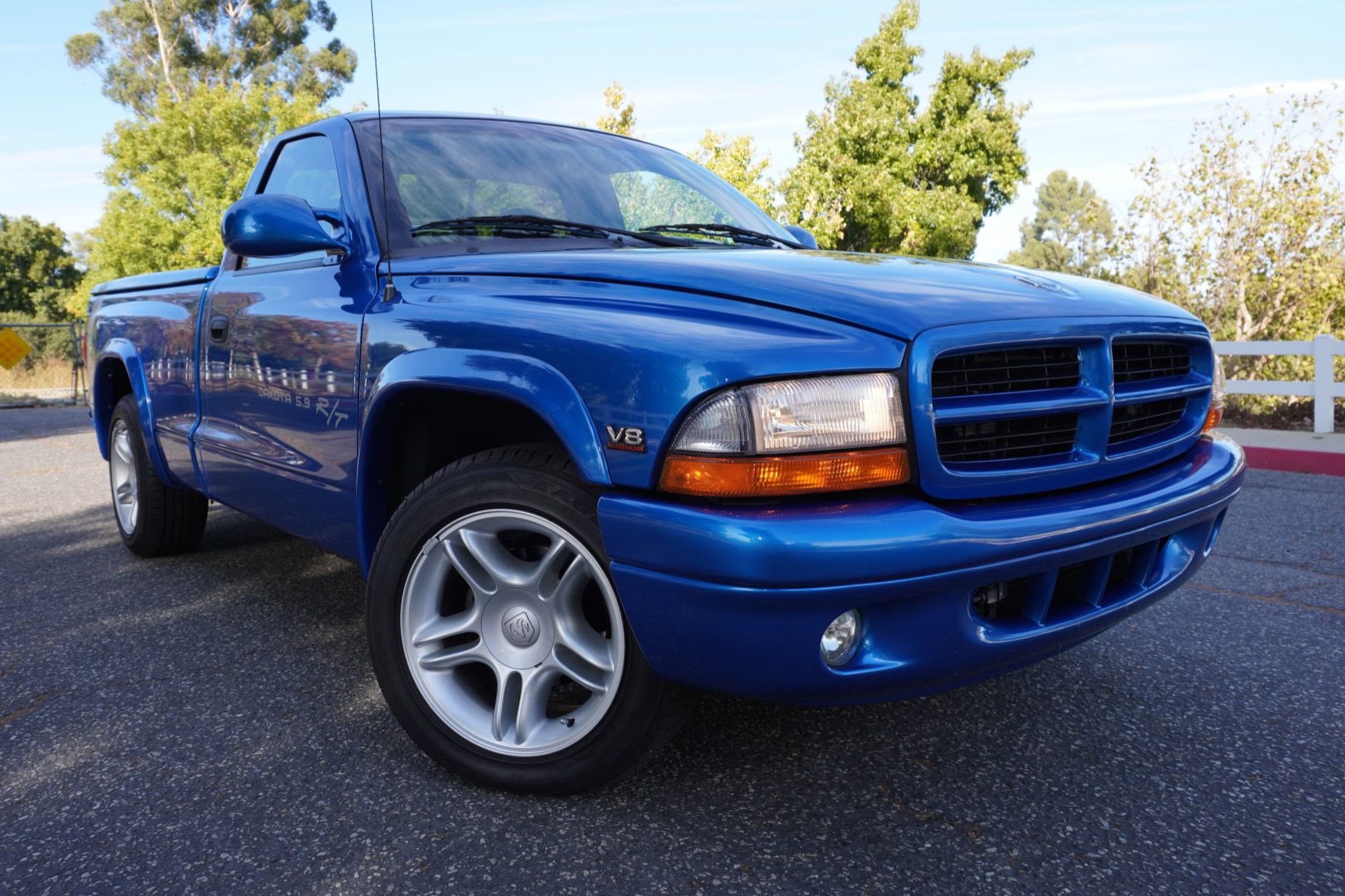 2000 Dodge Dakota VIN 1B7GL26Z5YS643306 | Hagerty Valuation Tools