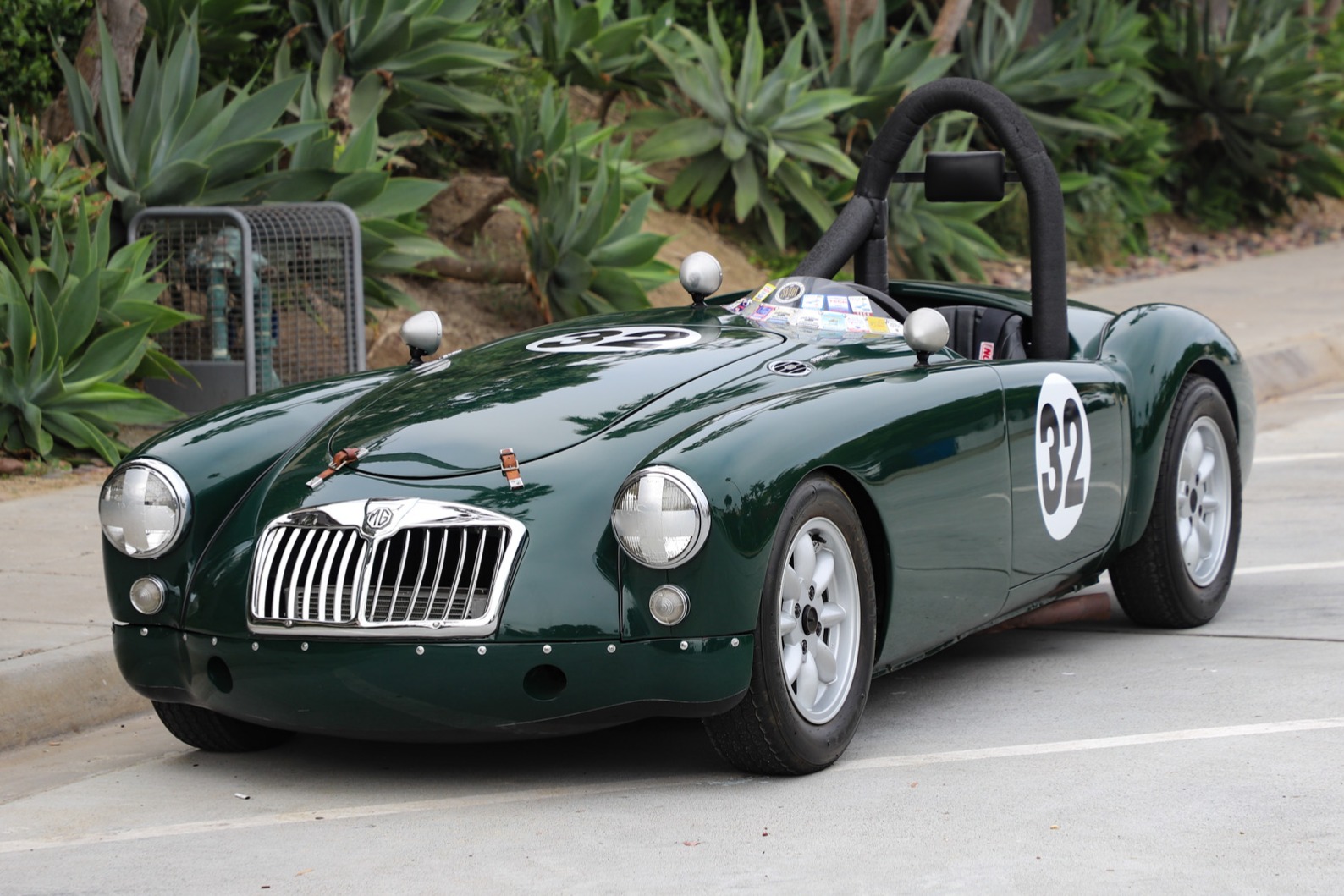 1959 MG MGA Twin Cam VIN YD31430 | Hagerty Valuation Tools