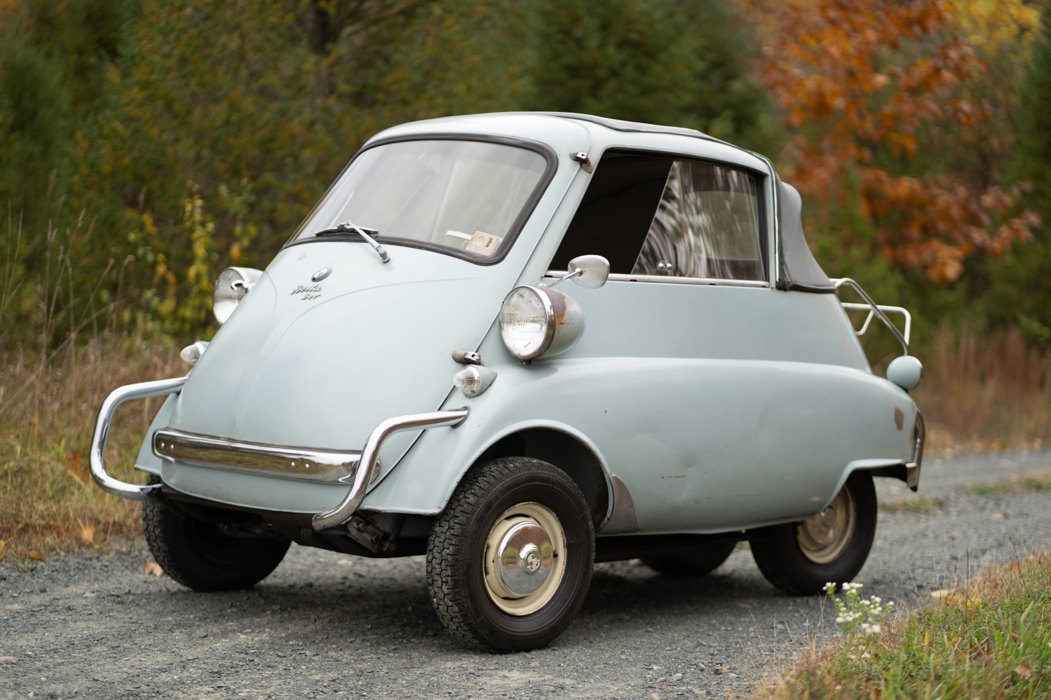 1957 BMW Isetta 300 VIN 500569 | Hagerty Valuation Tools