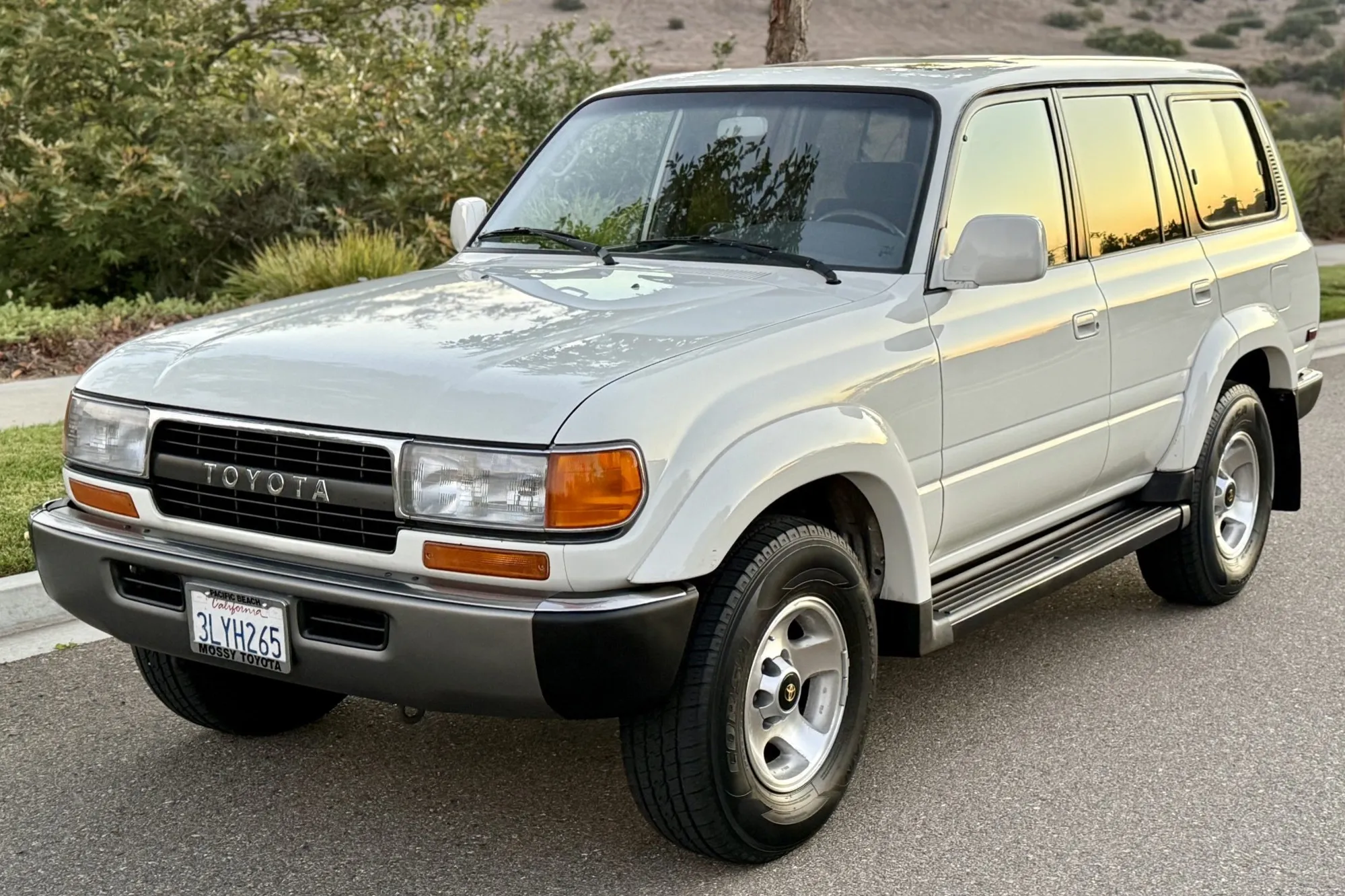 1994 Toyota Land Cruiser FJ80 VIN JT3DJ81W2R0086493 | Hagerty Valuation ...