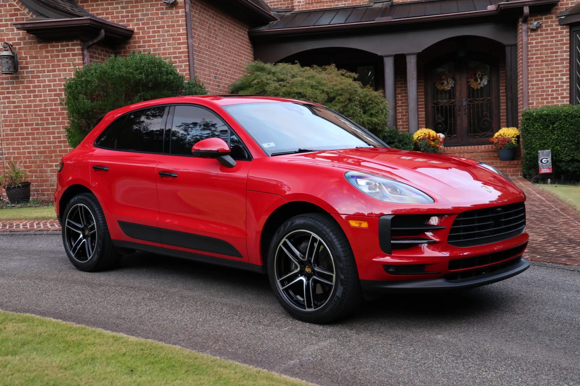 2021 Porsche Macan AWD VIN WP1AA2A52MLB05584 | Hagerty Valuation Tools