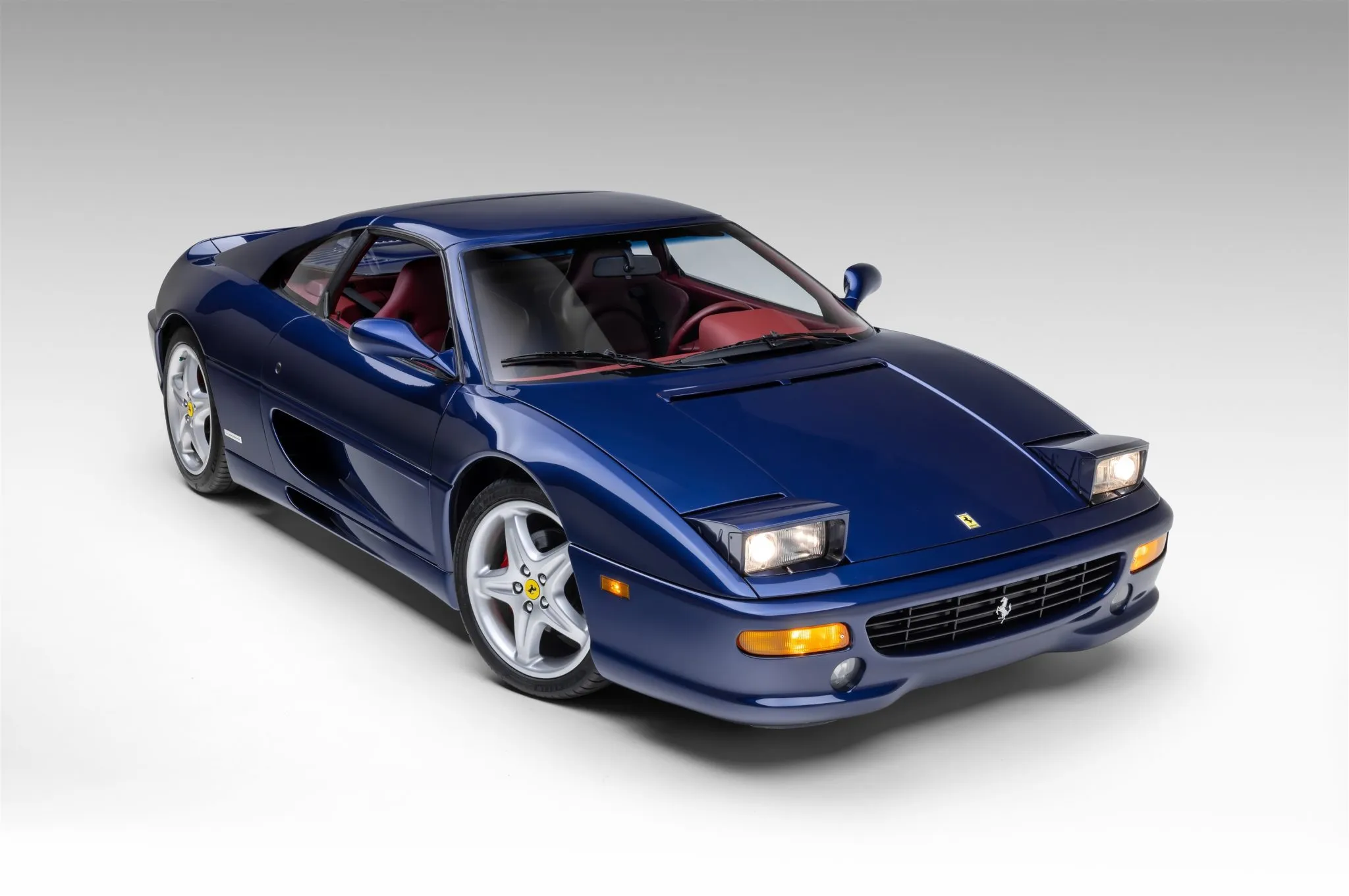 1998 Ferrari F355 GTS VIN ZFFXR42A7W0111026 | Hagerty Valuation Tools