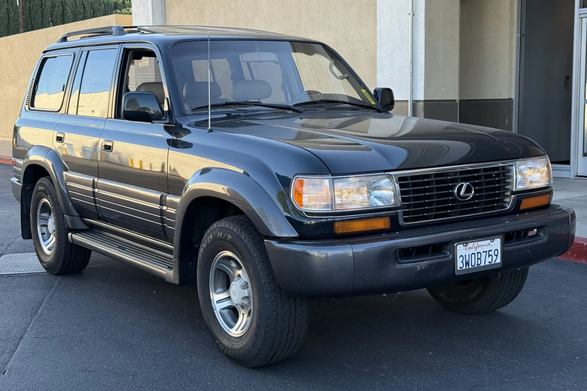 1997 Lexus LX450 VIN JT6HJ88J5V0180764 | Hagerty Valuation Tools