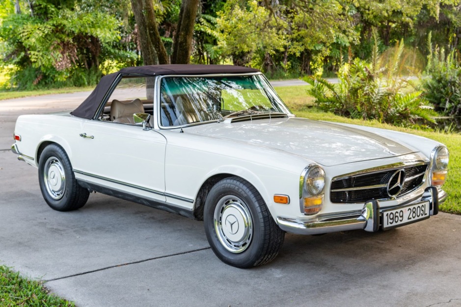 1969 Mercedes-Benz 280SL VIN 113044E13 | Hagerty Valuation Tools