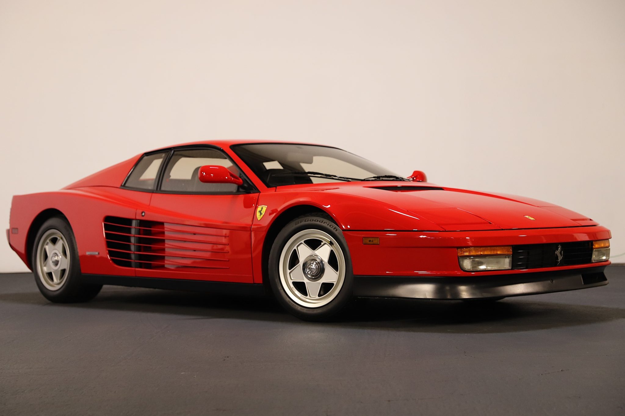 1987 Ferrari Testarossa VIN ZFFSG17A9H0070229 | Hagerty Valuation Tools
