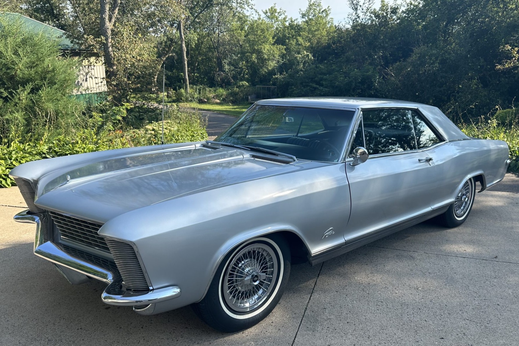 1965 Buick Riviera VIN 494475H909559 | Hagerty Valuation Tools