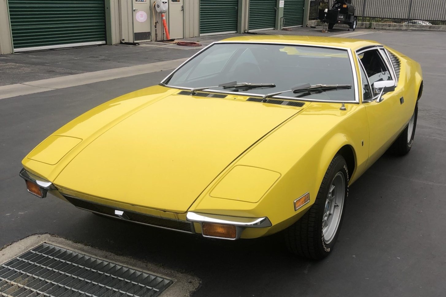 1972 DeTomaso Pantera VIN THPNMD04020 | Hagerty Valuation Tools