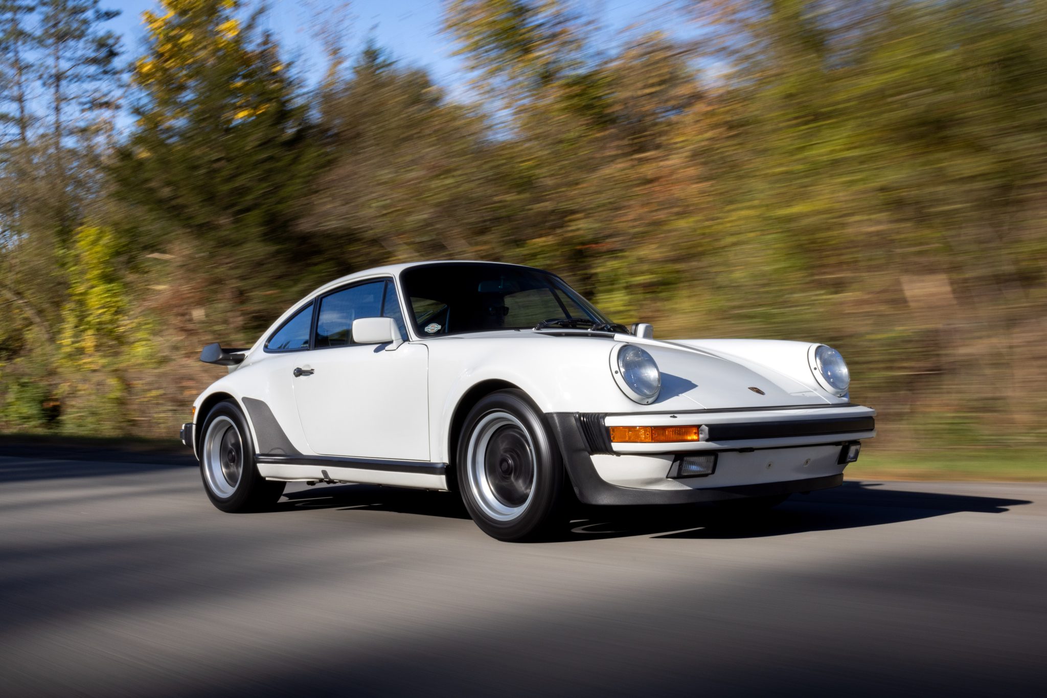 1989 Porsche 911 Turbo 930 VIN WP0JB0931KS050375 | Hagerty Valuation Tools