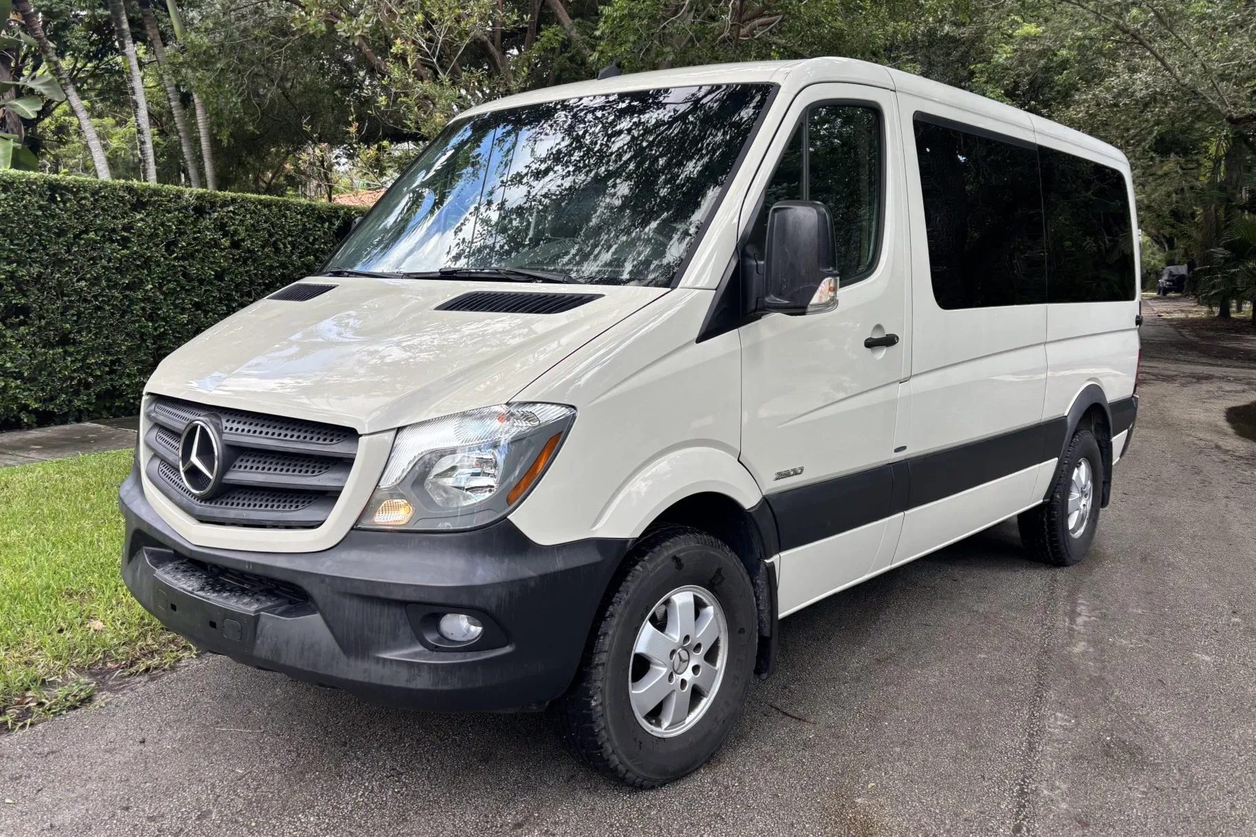 2016 Mercedes-Benz Sprinter 2500 VIN WDZPE7DD6GP250933 | Hagerty ...