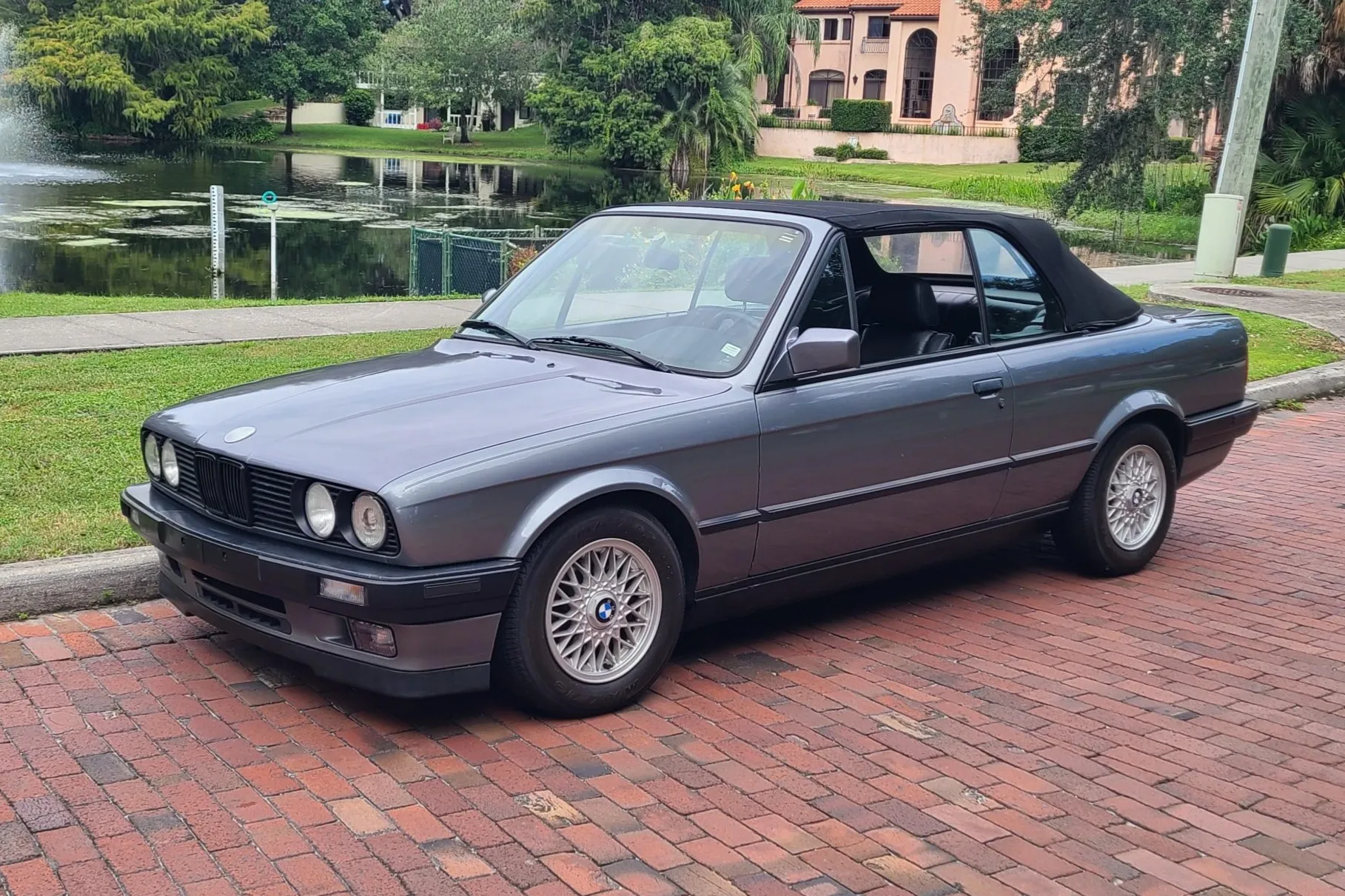 1992 BMW 325i VIN WBABB2316NEC30039 | Hagerty Valuation Tools