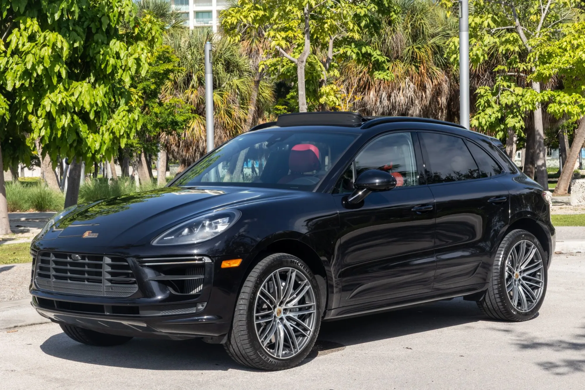 2021 Porsche Macan Turbo VIN WP1AF2A5XMLB60852 | Hagerty Valuation Tools