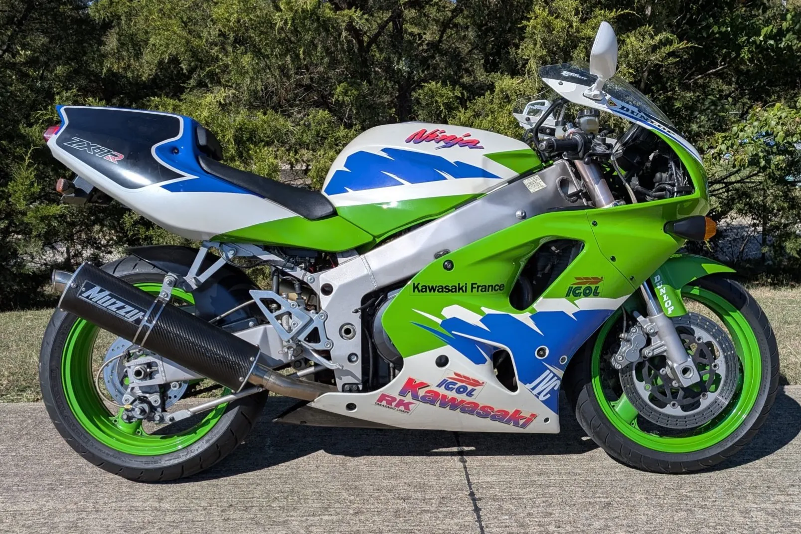 1994 Kawasaki ZX750-L2 Ninja ZX7 VIN JKAZXDL14RA024043 | Hagerty ...