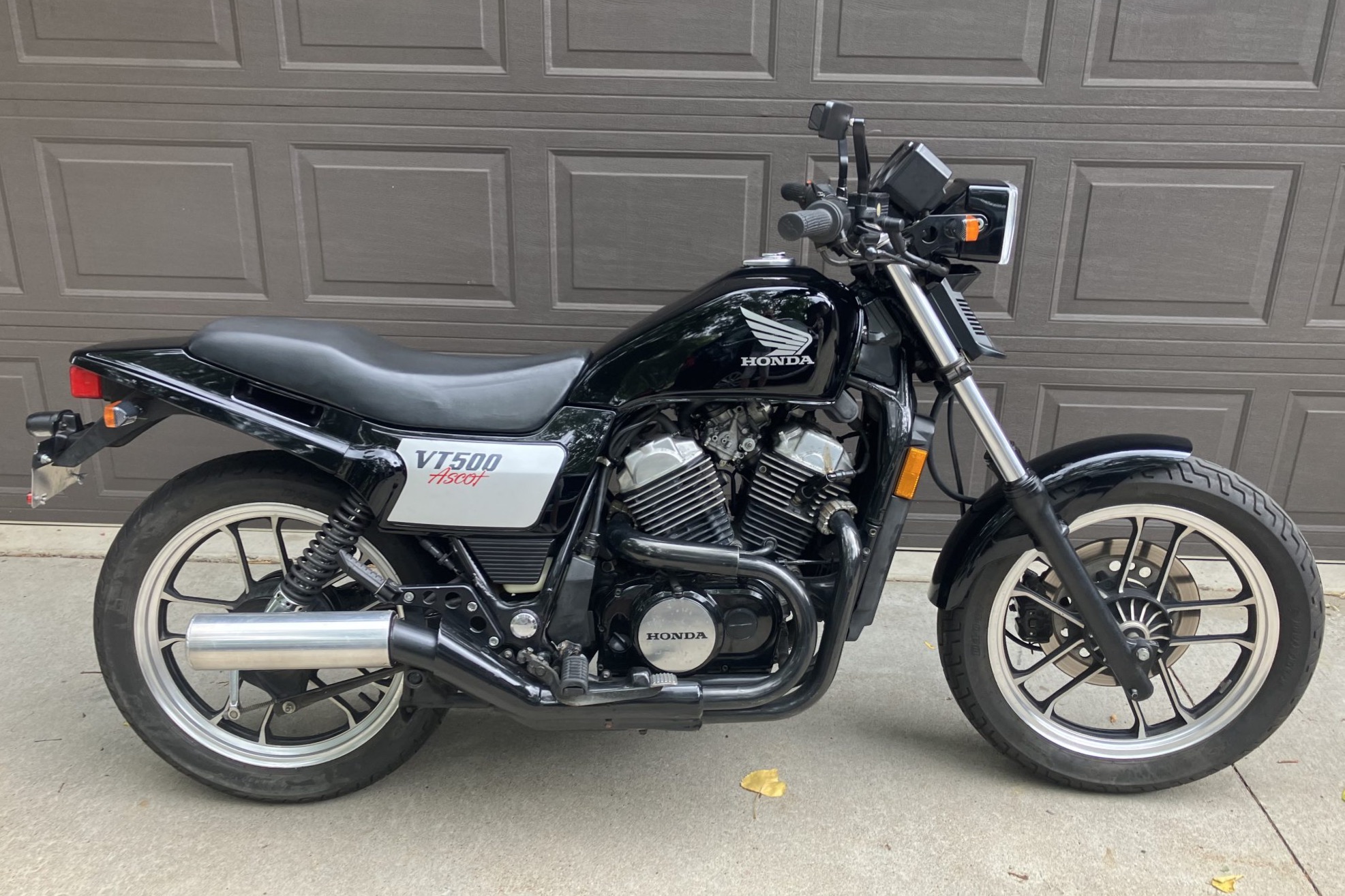 1984 Honda VT500FT Ascot VIN JH2PC1007EM102706 | Hagerty Valuation Tools