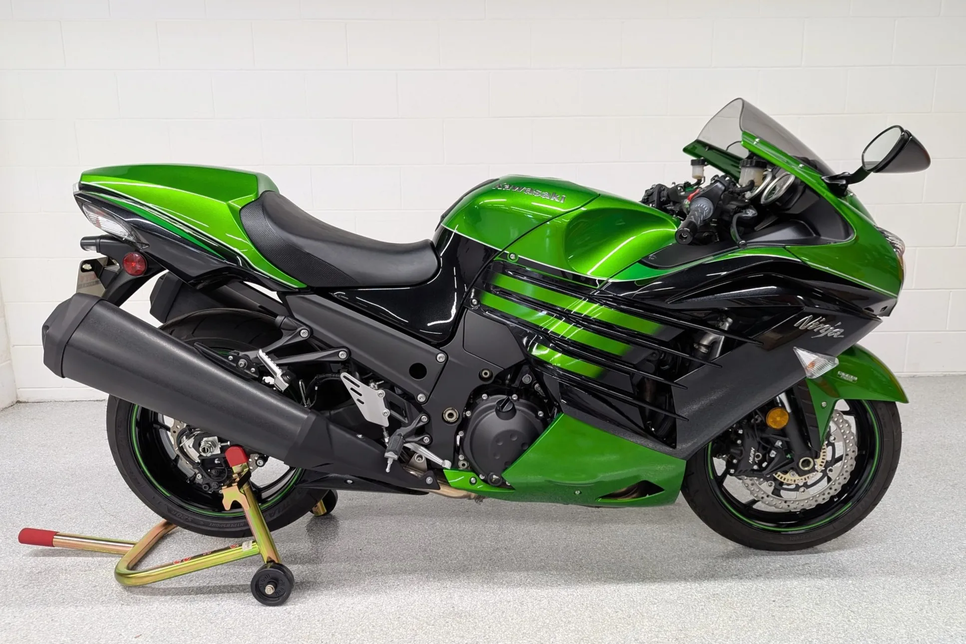 2016 Kawasaki ZX1400 Ninja ZX-14R VIN JKBZXNH19GA001395 | Hagerty ...