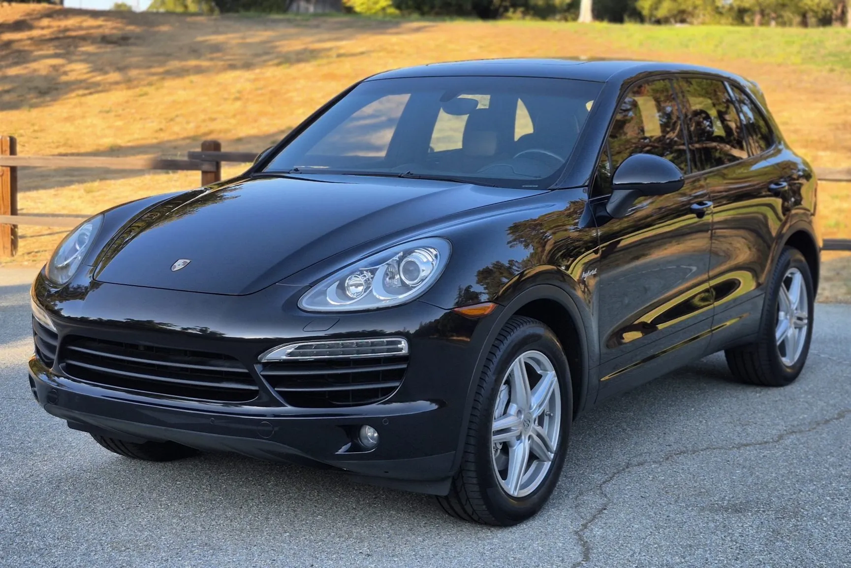 Fascinating 2012 Cayenne S Hybrid Gallery