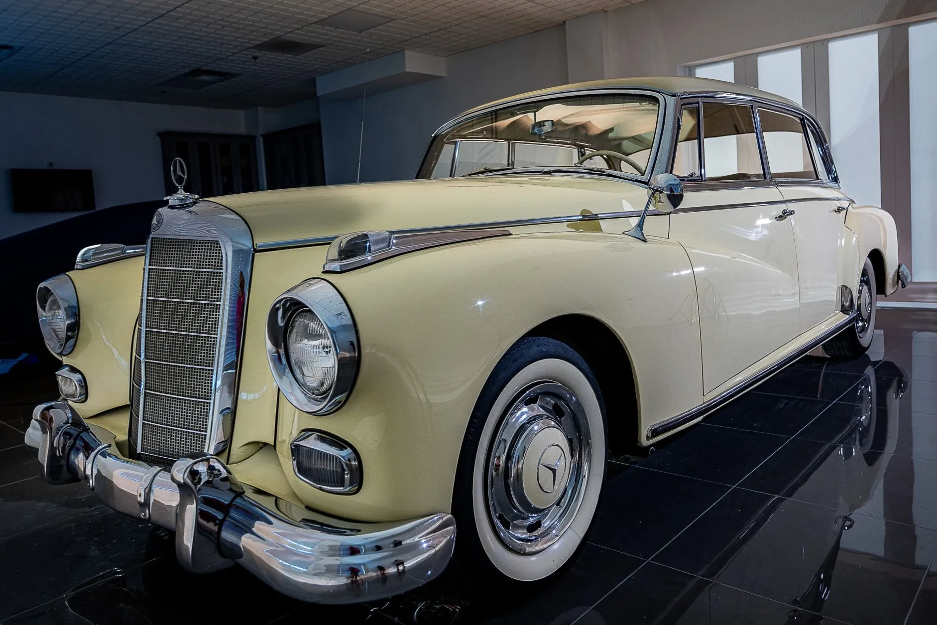 1960 Mercedes-Benz 300D VIN 18901012002307 | Hagerty Valuation Tools