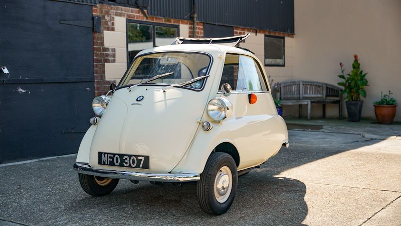 1960 BMW Isetta 300 VIN 324048 | Hagerty Valuation Tools