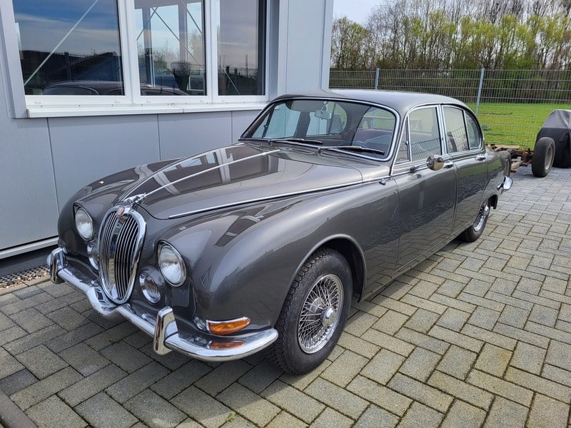 1964 Jaguar S-Type 3.8 VIN 1B75900DN | Hagerty Valuation Tools