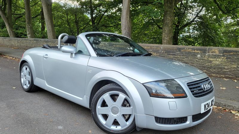 2000 Audi TT Roadster (225) VIN TRUZZZ8NZY1090801 | Hagerty Valuation Tools
