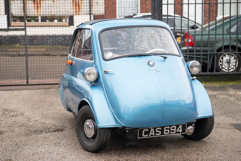 1959 BMW Isetta 300 VIN 508206 | Hagerty Valuation Tools