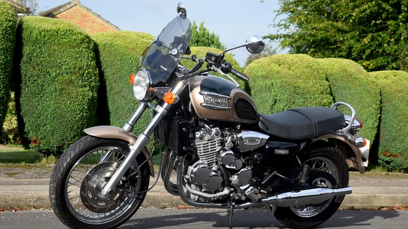 2001 Triumph Thunderbird VIN SMTTC339JGY106091 | Hagerty Valuation Tools