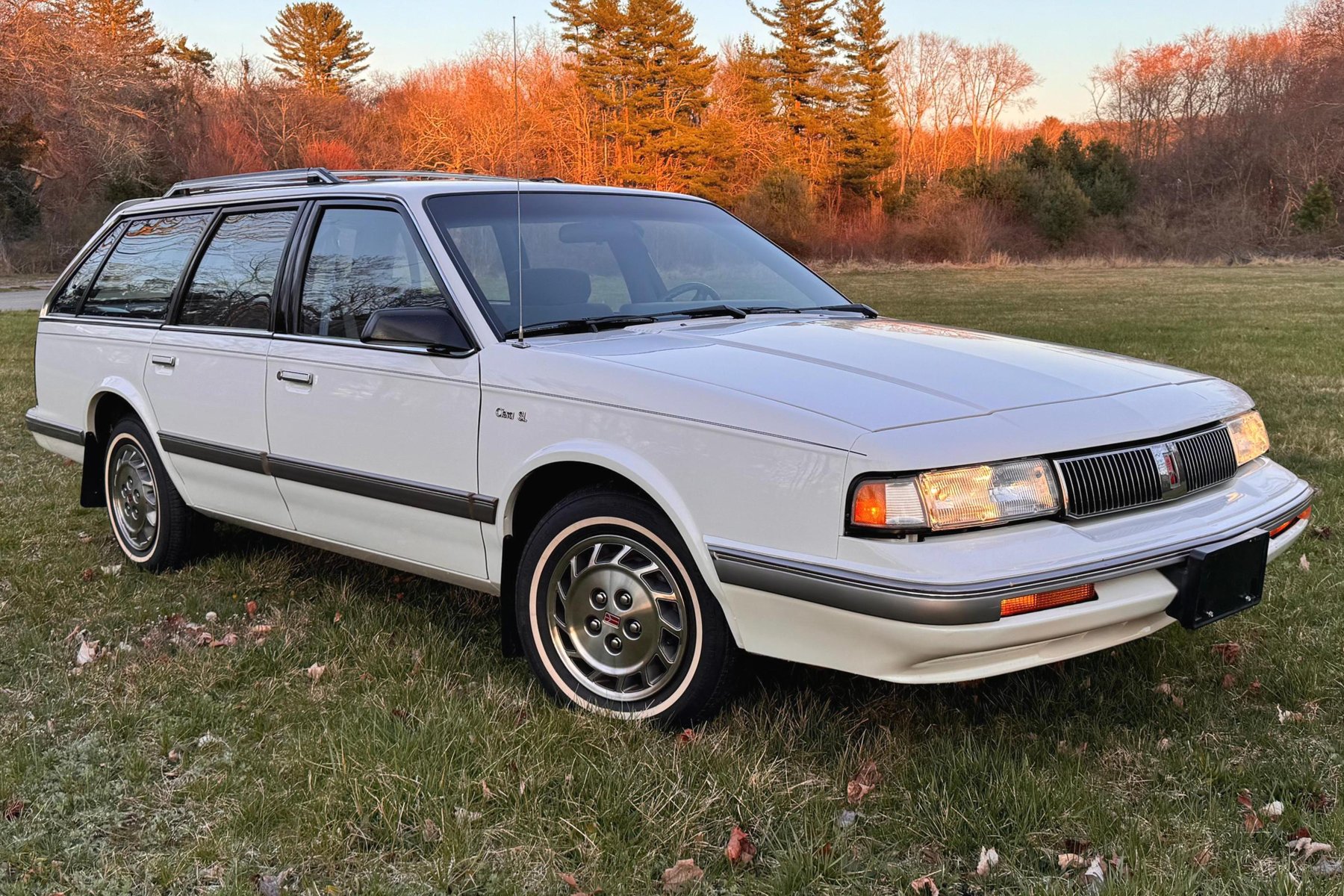 1996 Oldsmobile Ciera SL VIN 1G3AJ85M3T6358738 | Hagerty Valuation Tools