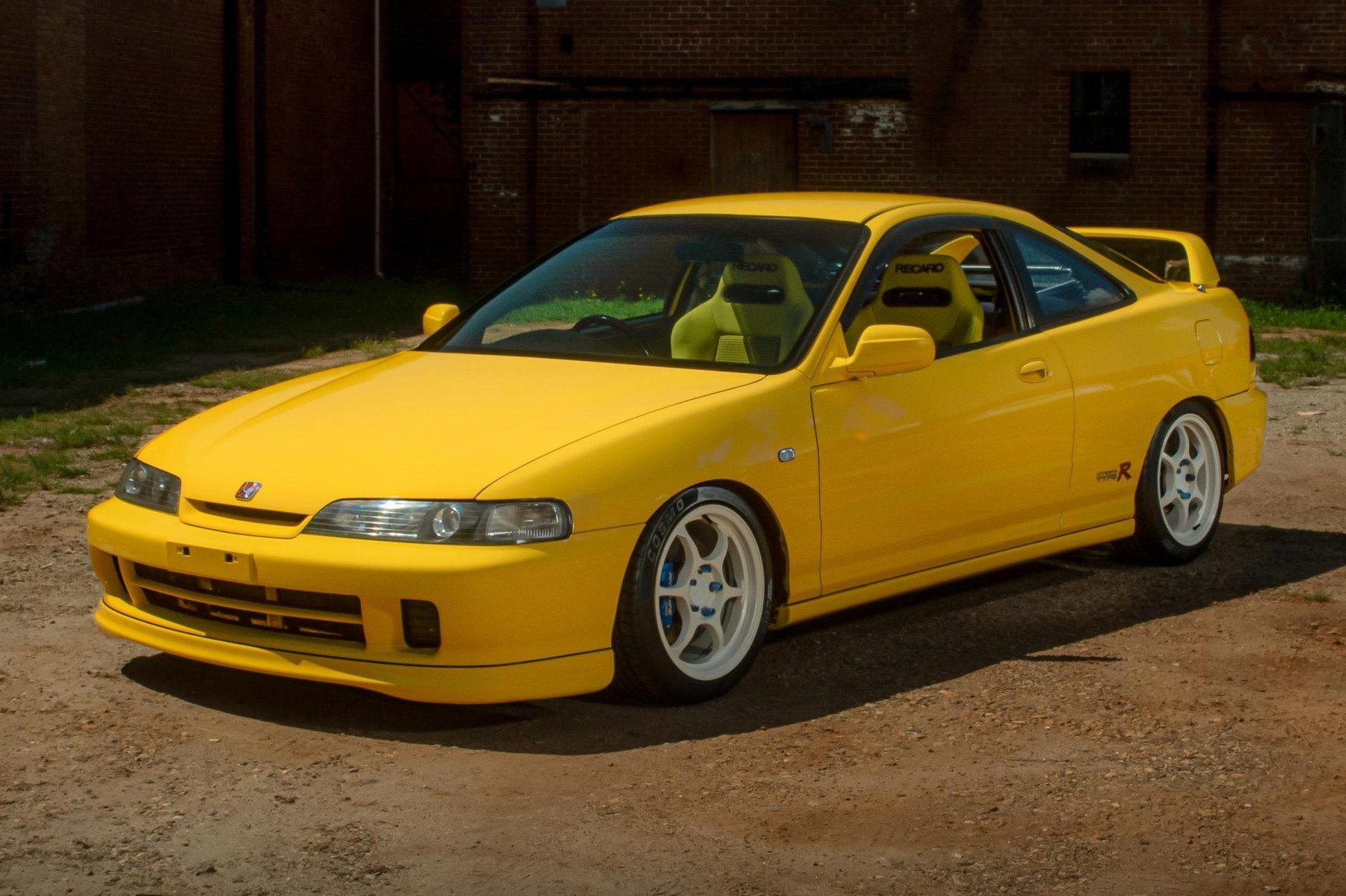 2001 Acura Integra Type-R VIN JH4DC23101S001744 | Hagerty Valuation Tools