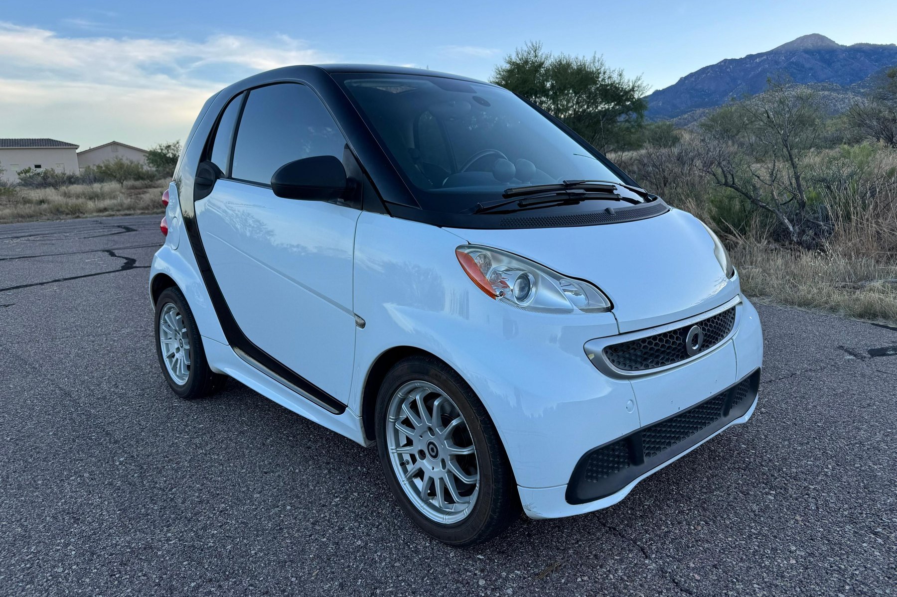 2014 Smart Fortwo Passion VIN WMEEJ9AA6EK736663 | Hagerty Valuation Tools