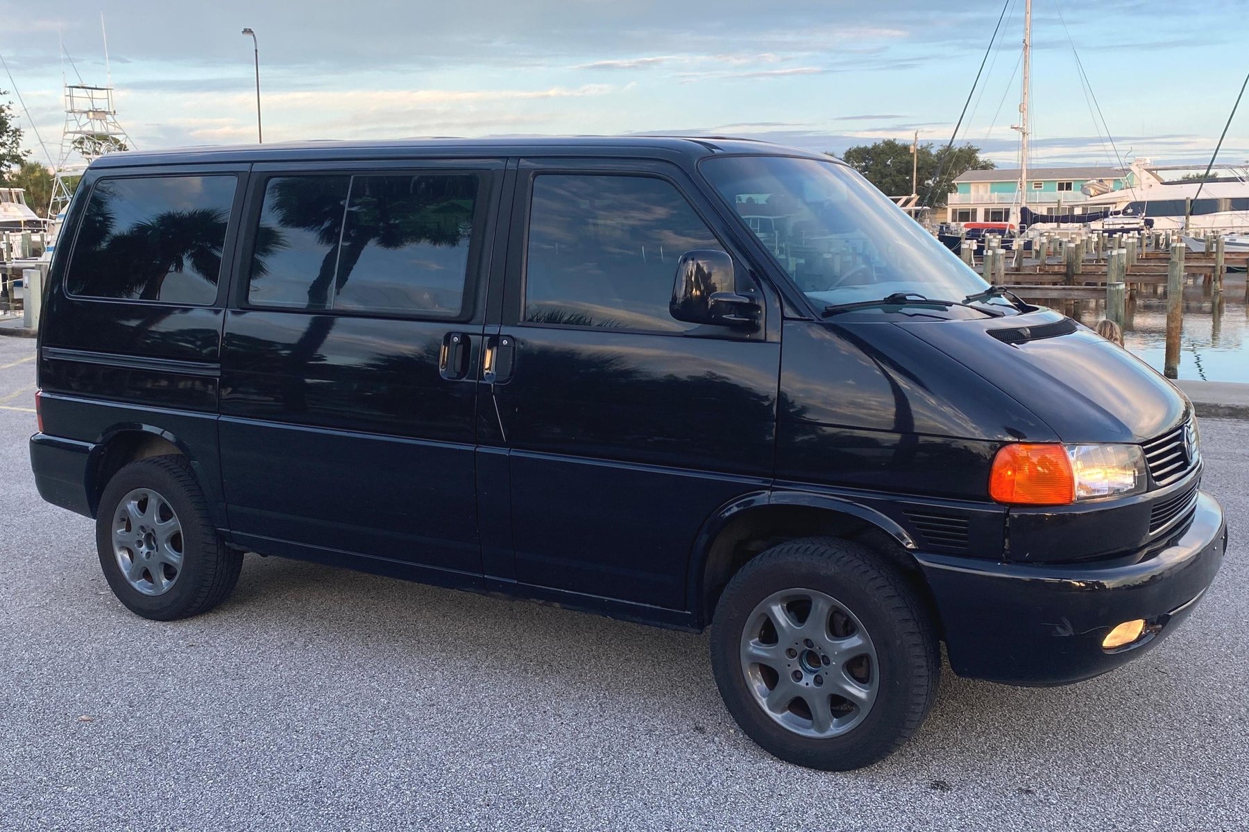 2001 Volkswagen Eurovan MV VIN WV2MB47071H138597 | Hagerty Valuation Tools