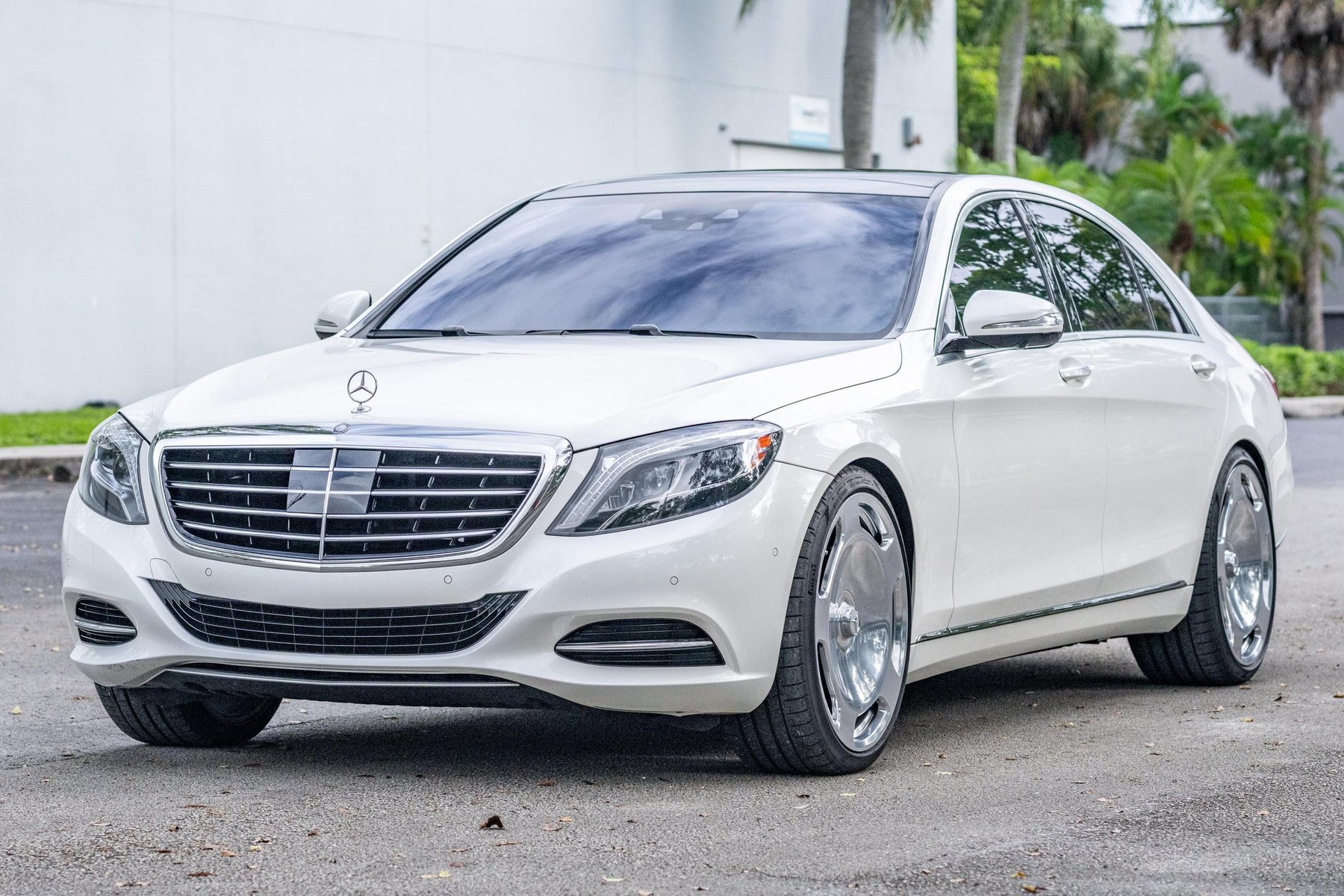2017 Mercedes-Benz S550 VIN WDDUG8CB2HA311126 | Hagerty Valuation Tools