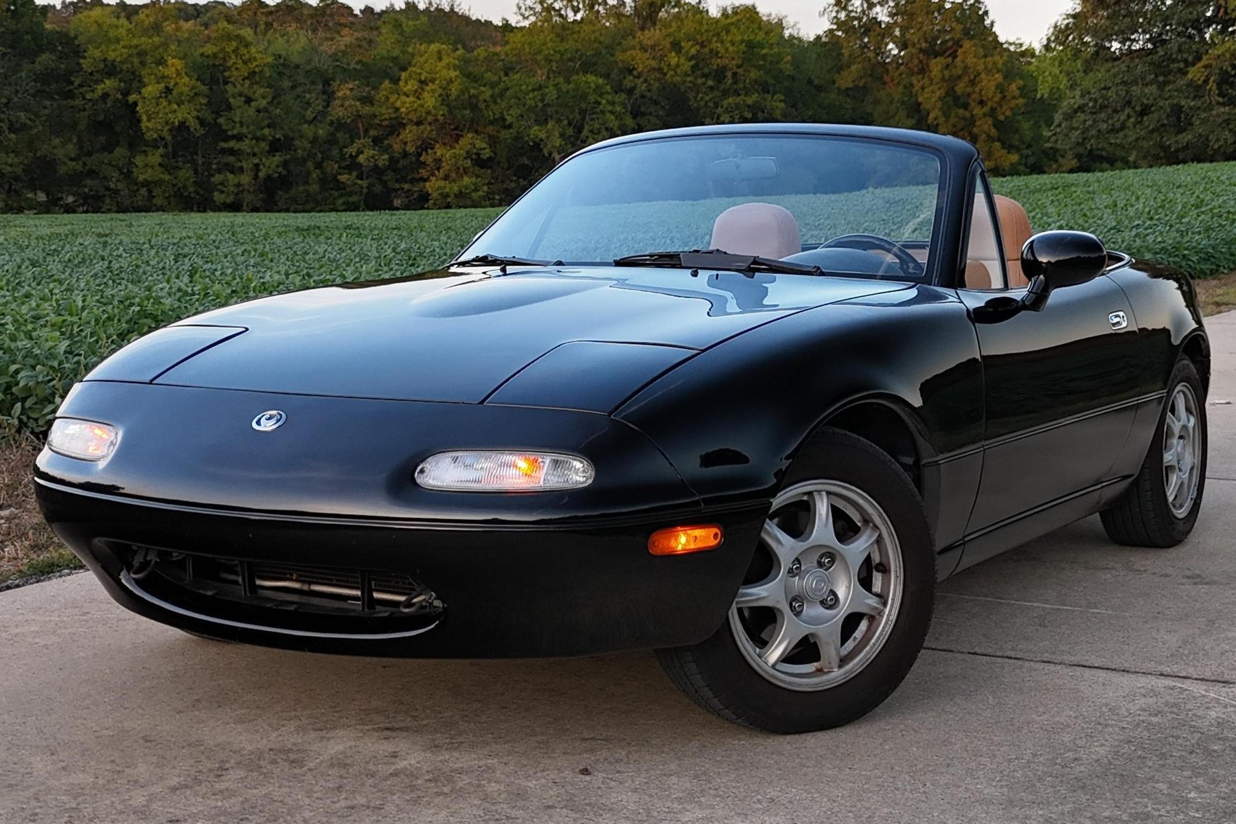 1994 Mazda MX-5 Miata VIN JM1NA353XR0520047 | Hagerty Valuation Tools