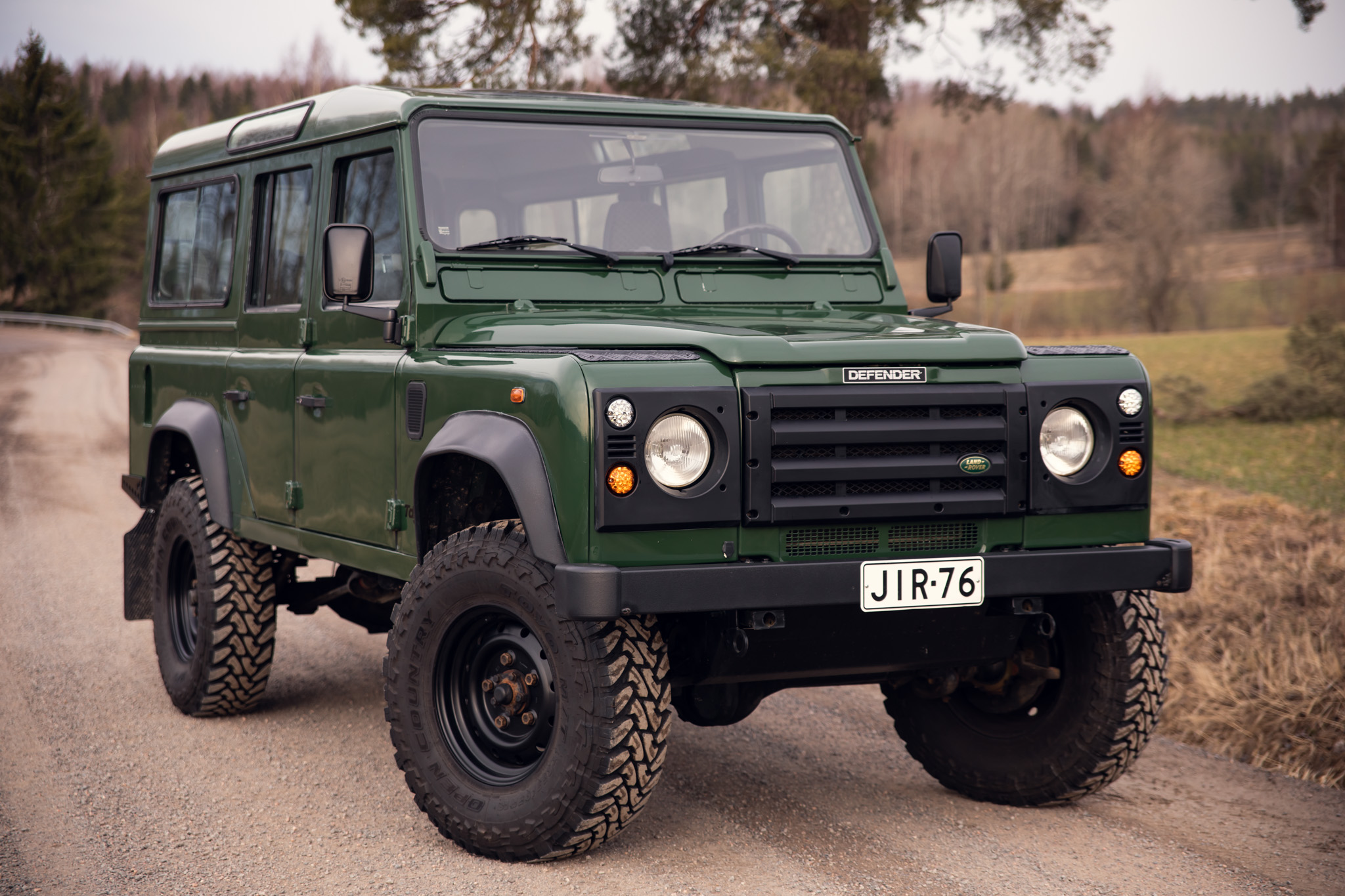 2000 Land Rover Defender 110 TD5 VIN SALLDHM881A607299 | Hagerty ...