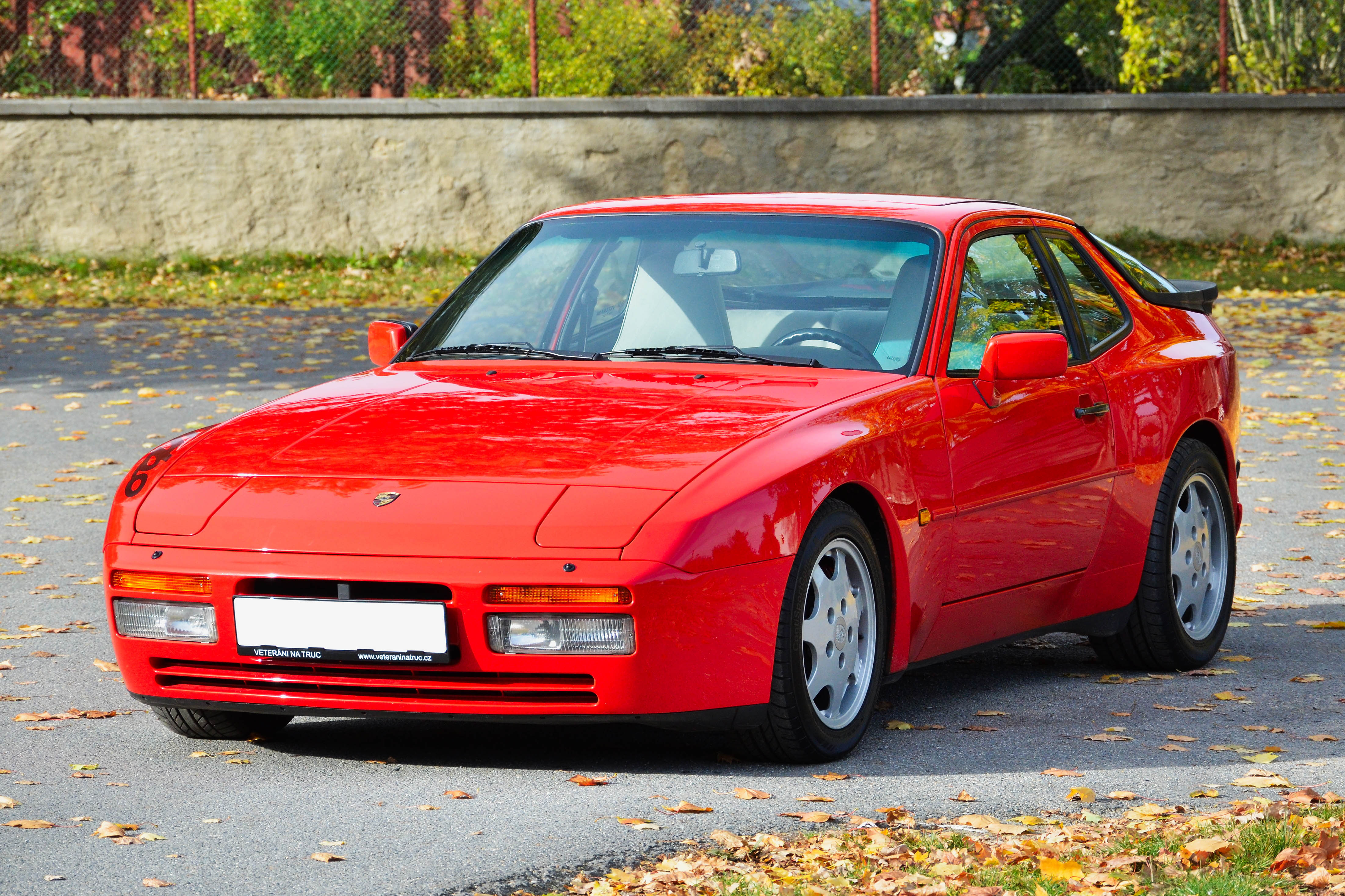 1989 Porsche 944 Turbo VIN WP0ZZZ95ZKN100289 | Hagerty Valuation Tools
