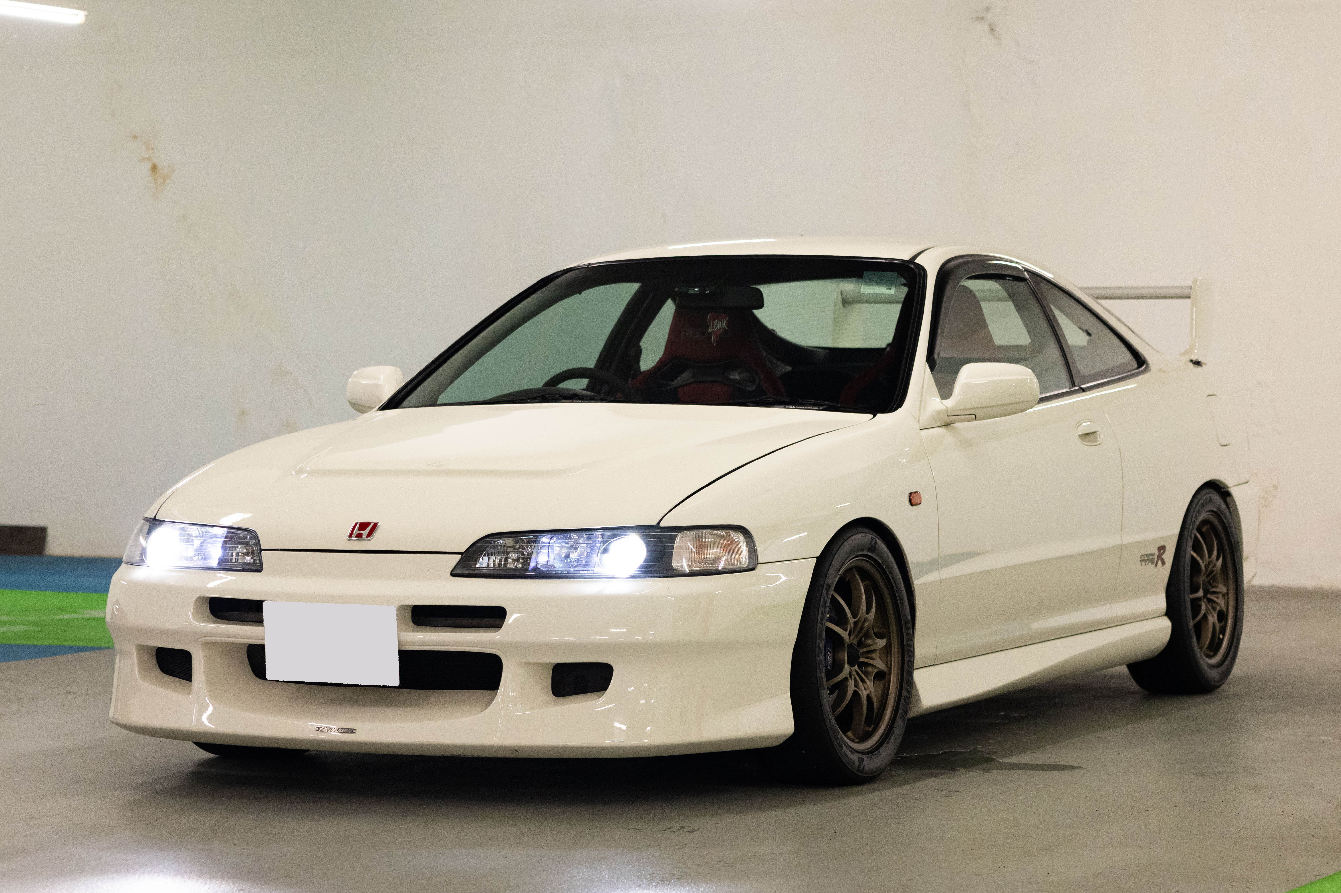1998 Honda Integra Type-R VIN DC21402708 | Hagerty Valuation Tools