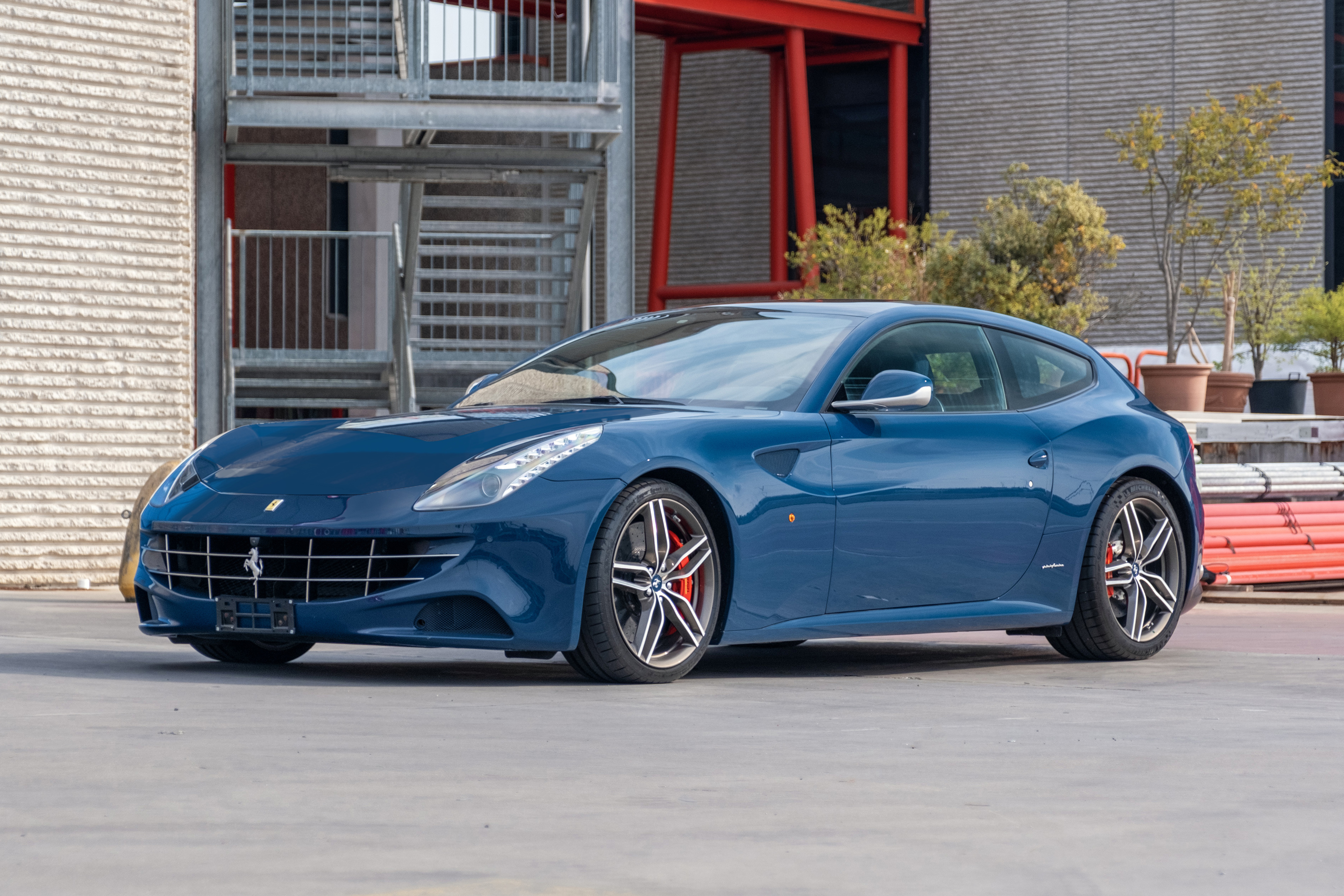 2013 Ferrari FF VIN ZFF73SKB000197643 | Hagerty Valuation Tools