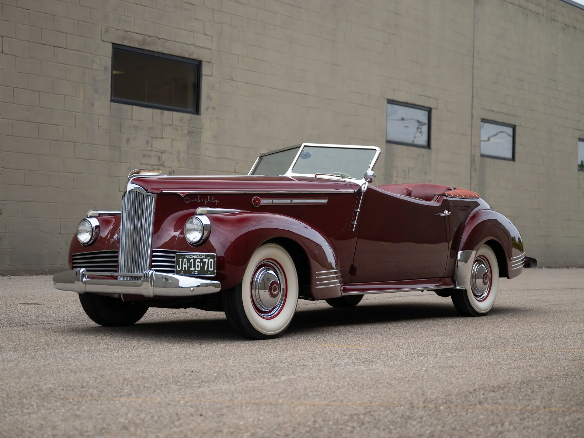 1942 Packard Super-8 One-Eighty Darrin VIN 15292013 | Hagerty Valuation ...