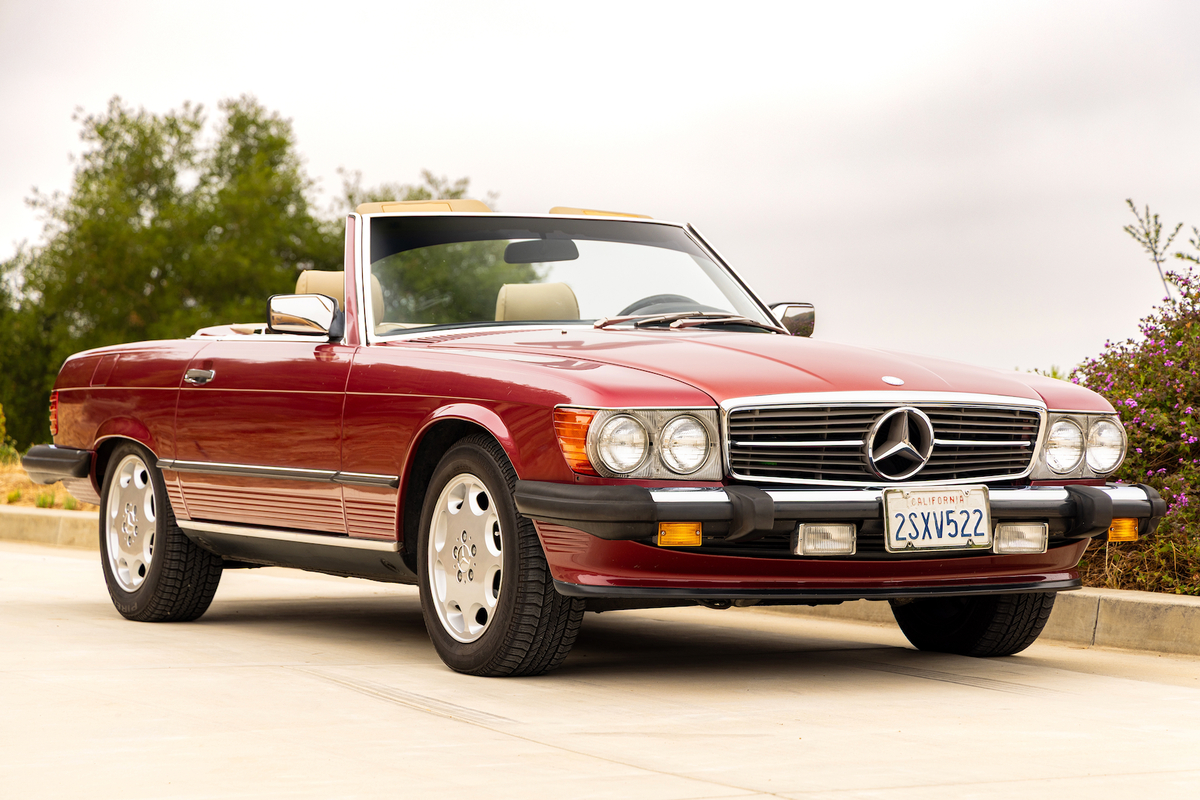 1989 Mercedes-Benz 560SL VIN WDBBA48D9KA093438 | Hagerty Valuation Tools