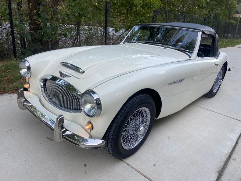 1962 Austin-Healey 3000 Mk II BT7 VIN HBT7L15611 | Hagerty Valuation Tools
