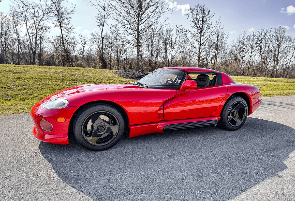 1993 Dodge Viper RT/10 VIN 1B3BR65E1PV200700 | Hagerty Valuation Tools