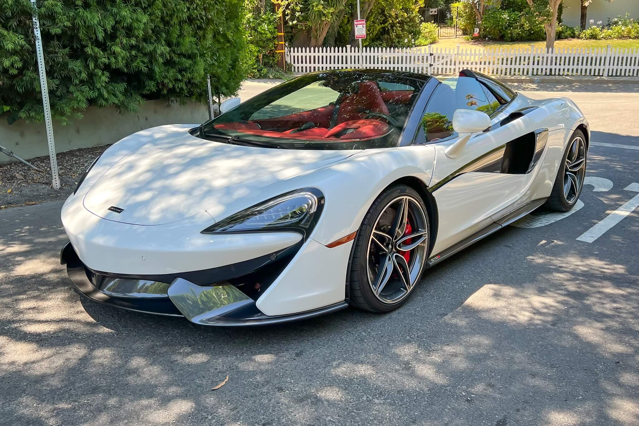 2019 McLaren 570S VIN SBM13FAA6KW005801 | Hagerty Valuation Tools