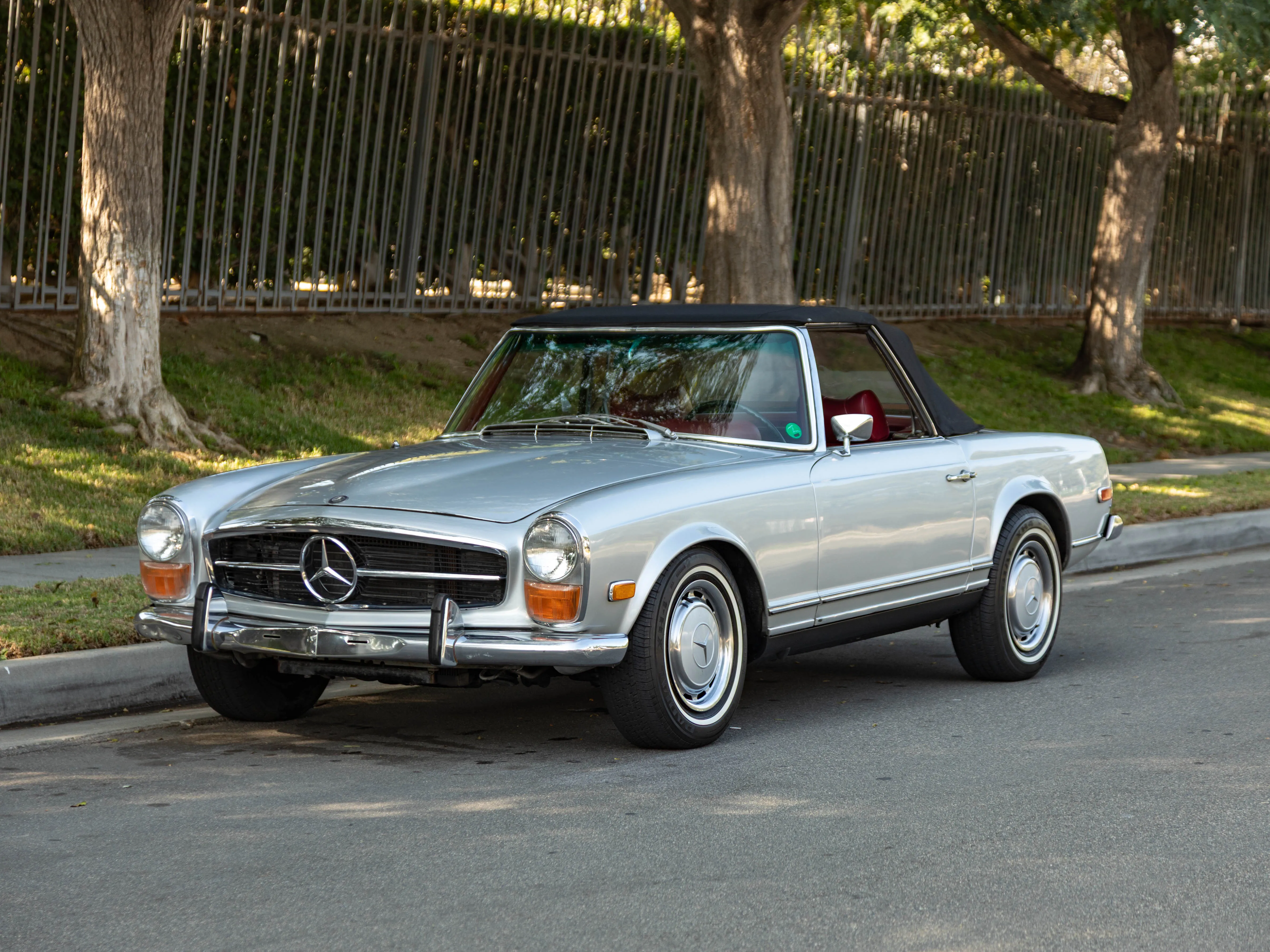 1968 Mercedes-Benz 280SL VIN 11304412001075 | Hagerty Valuation Tools