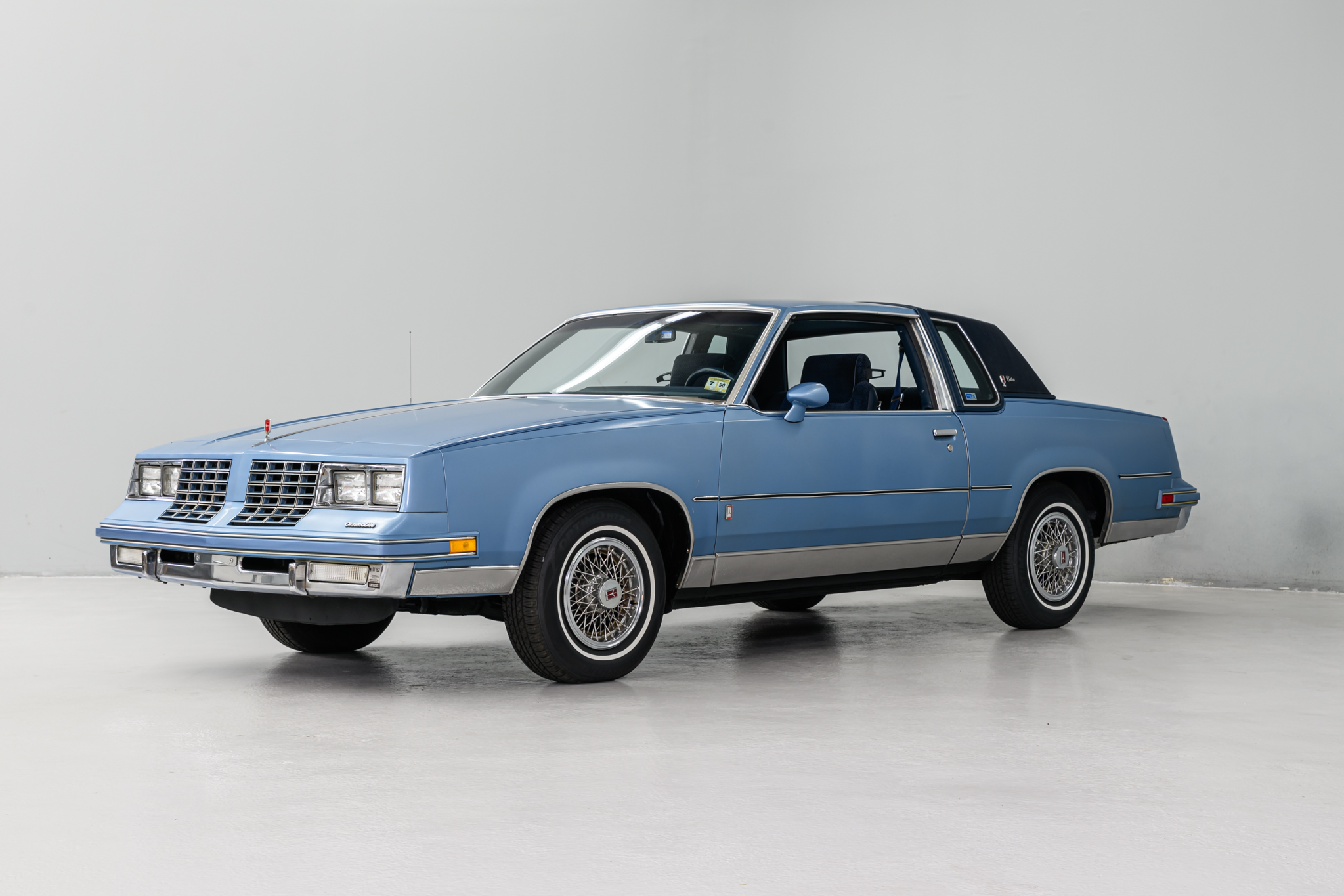 1985 Oldsmobile Cutlass Supreme Base | Hagerty Valuation Tools
