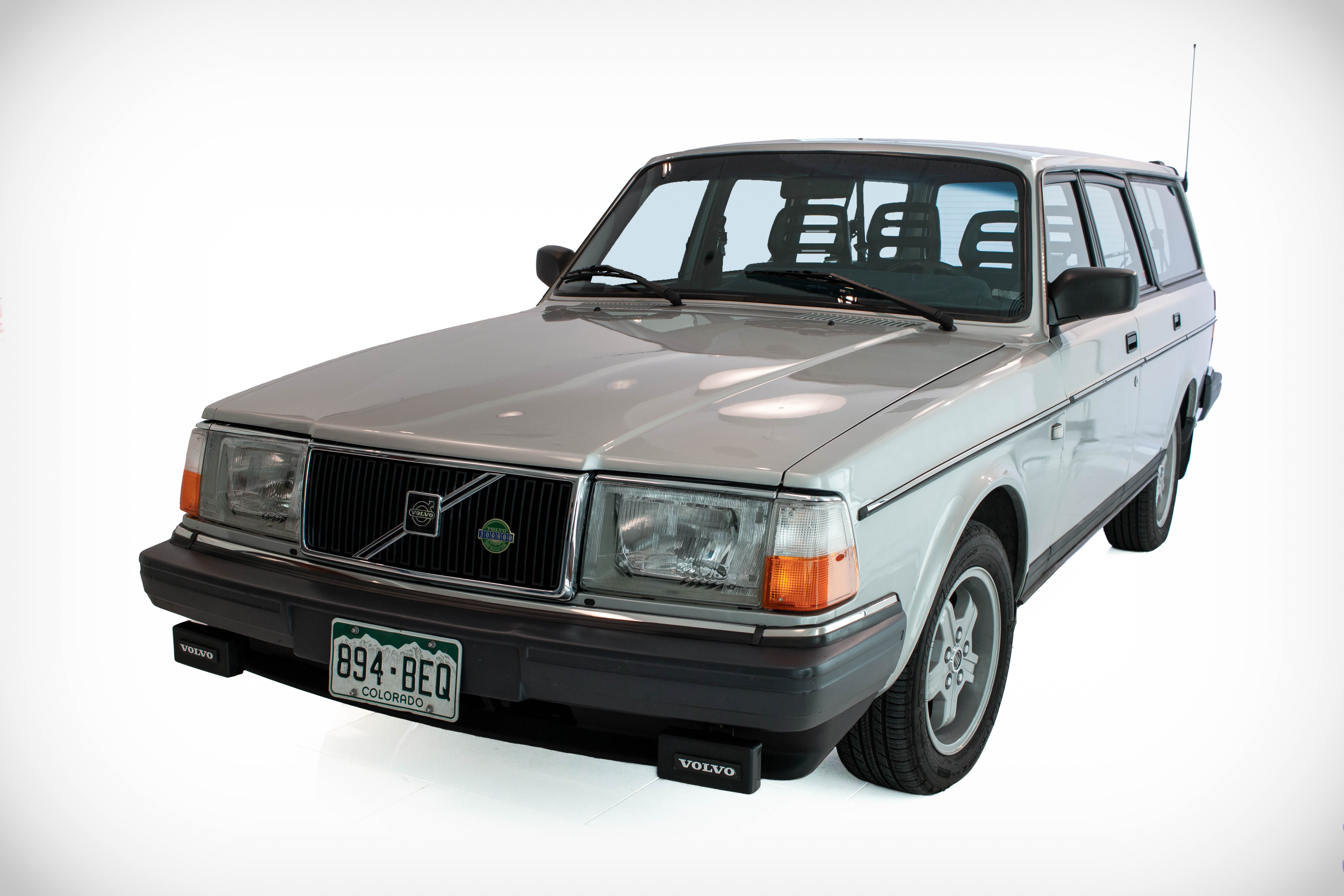 1981 Volvo 240 DL | Hagerty Valuation Tools