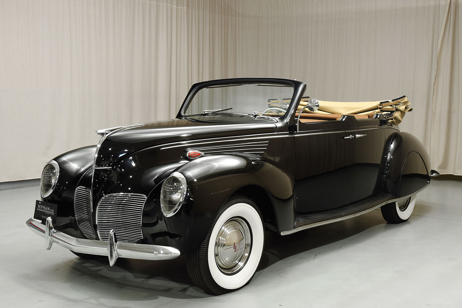 1938 Lincoln Zephyr Base | Hagerty Valuation Tools