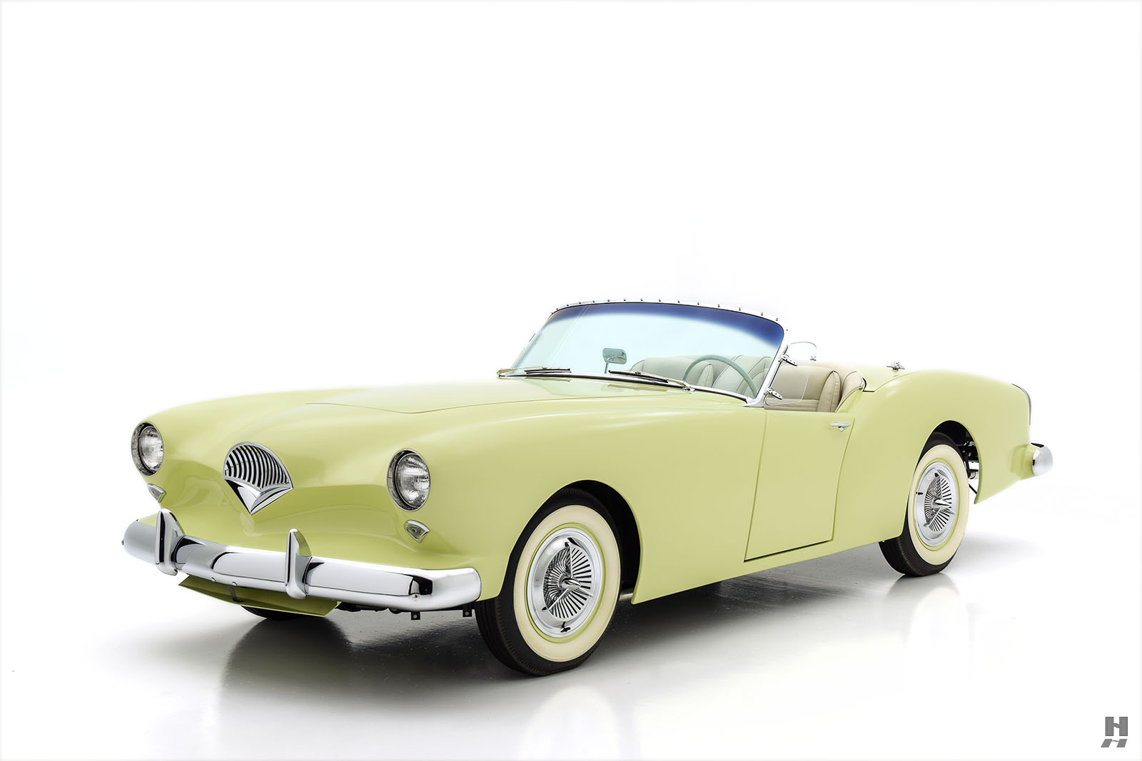 1954 Kaiser Darrin Base | Hagerty Valuation Tools