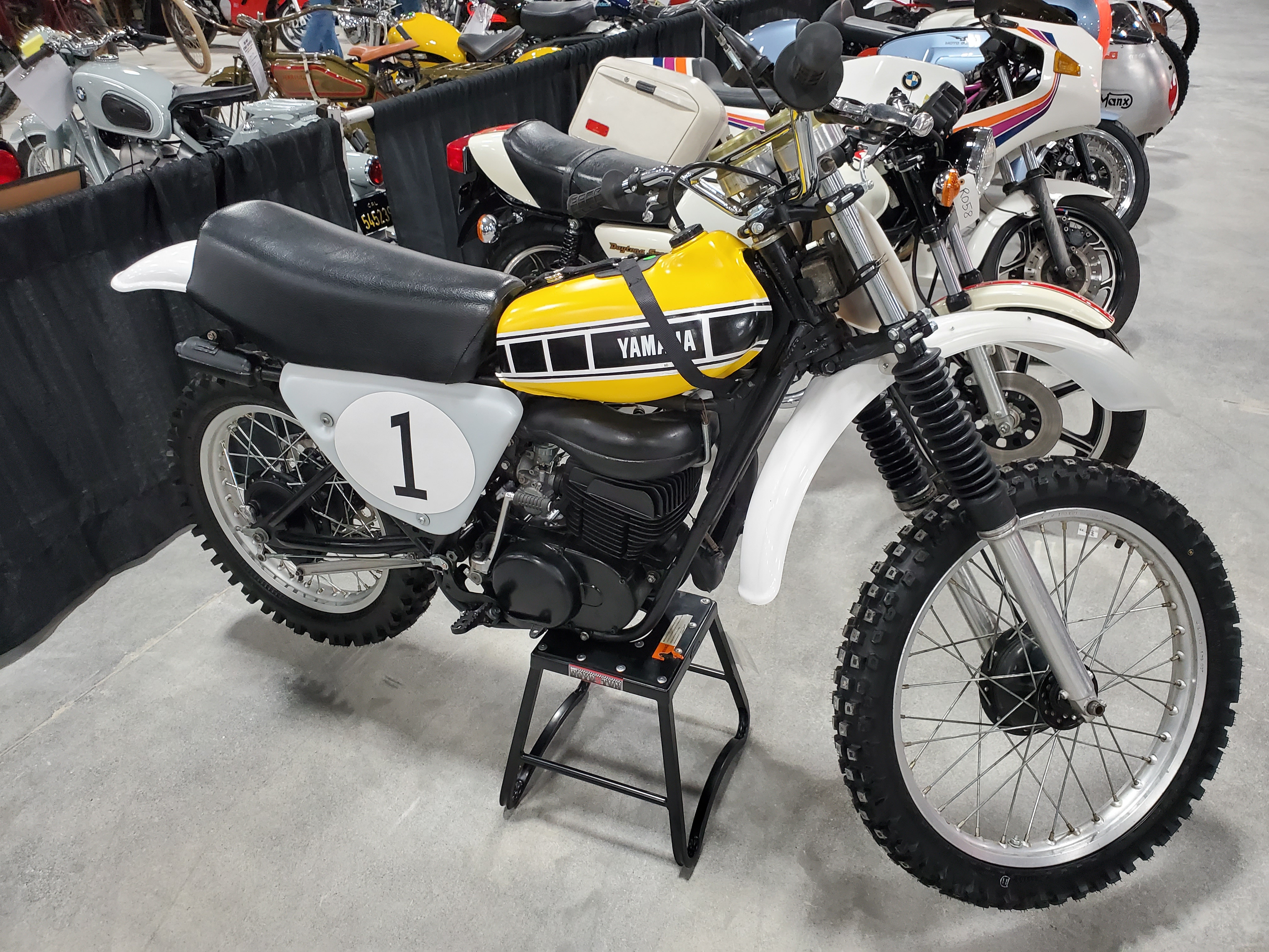 1975 Yamaha YZ360B VIN 484000907 | Hagerty Valuation Tools