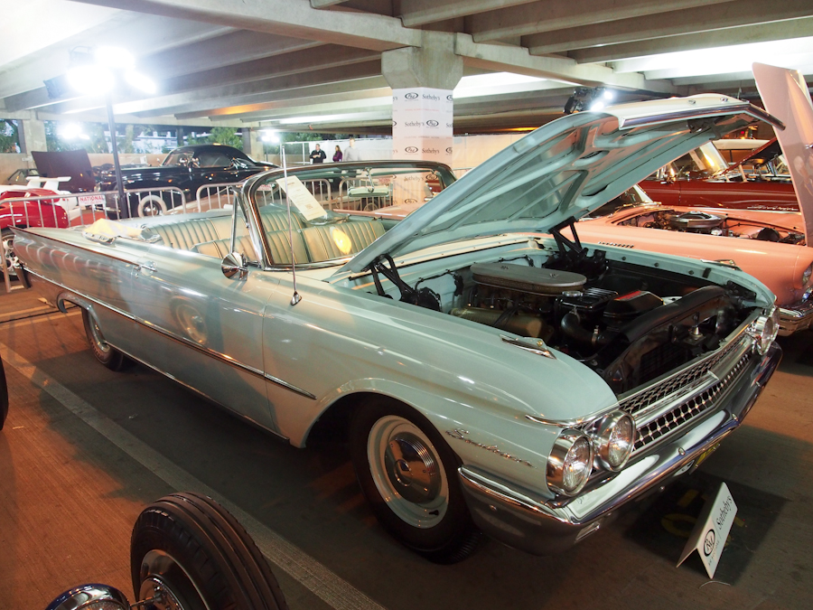 1961 Ford Galaxie Sunliner VIN 1G55Z181371 | Hagerty Valuation Tools